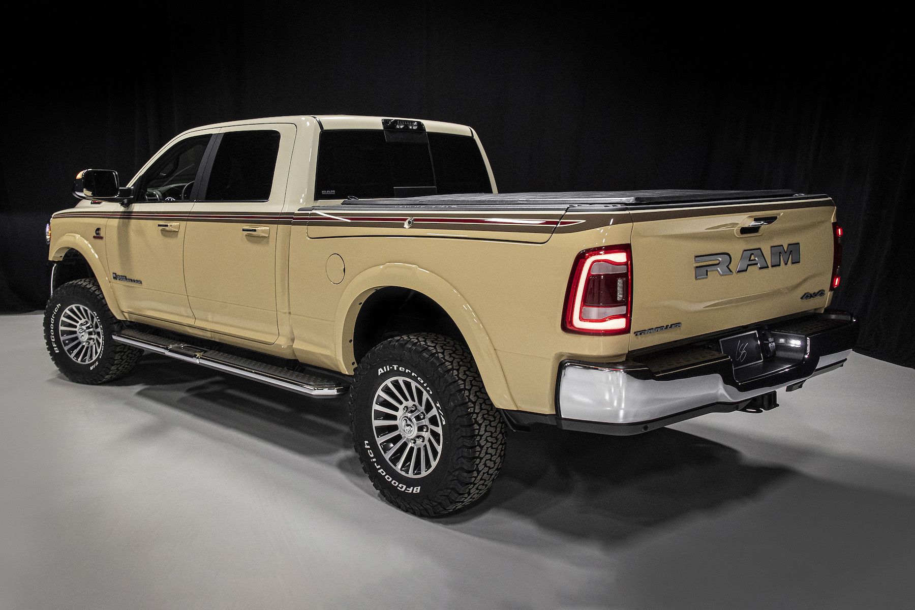 Country star Chris Stapleton's Ram Heavy Duty Traveller is retro gold ...