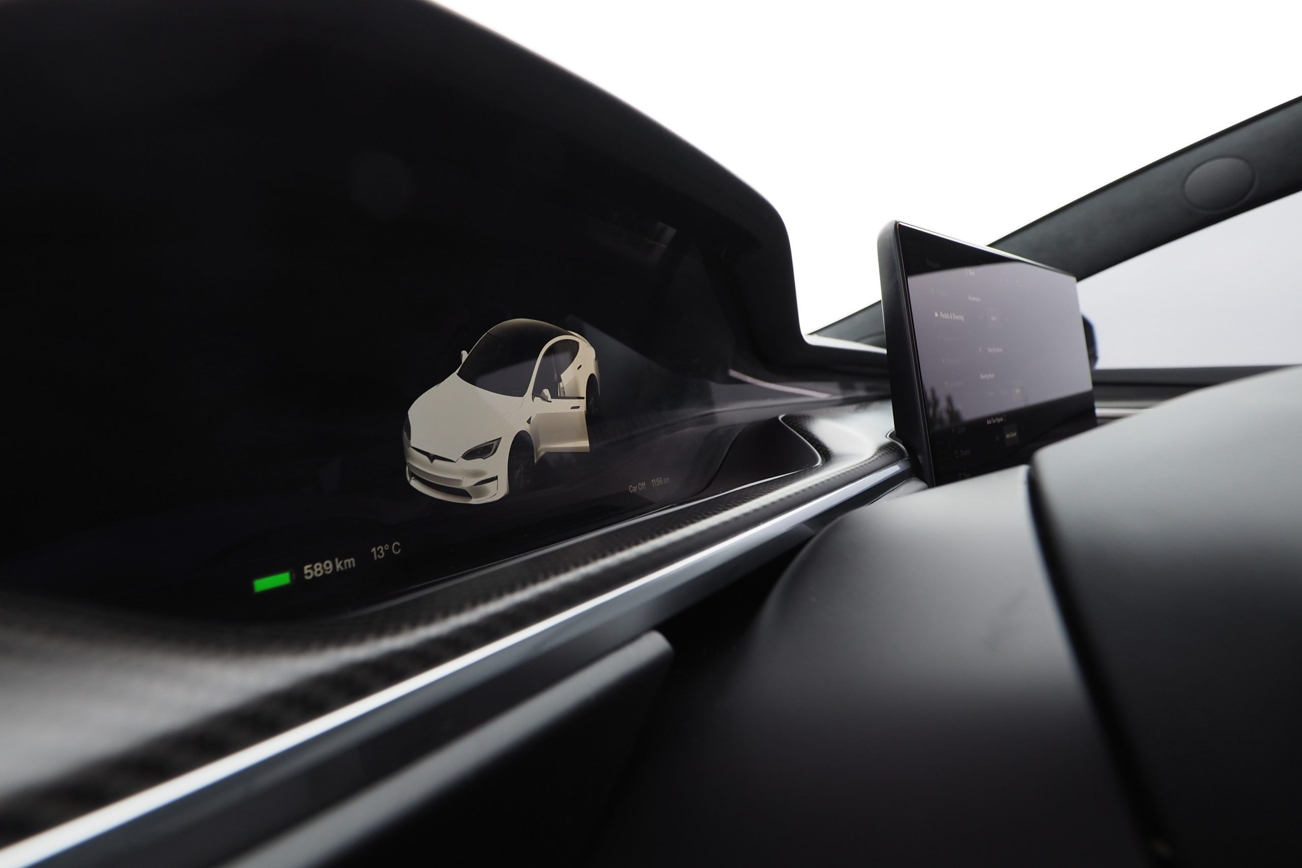 Tesla Model S Plaid Performance Review | Driving