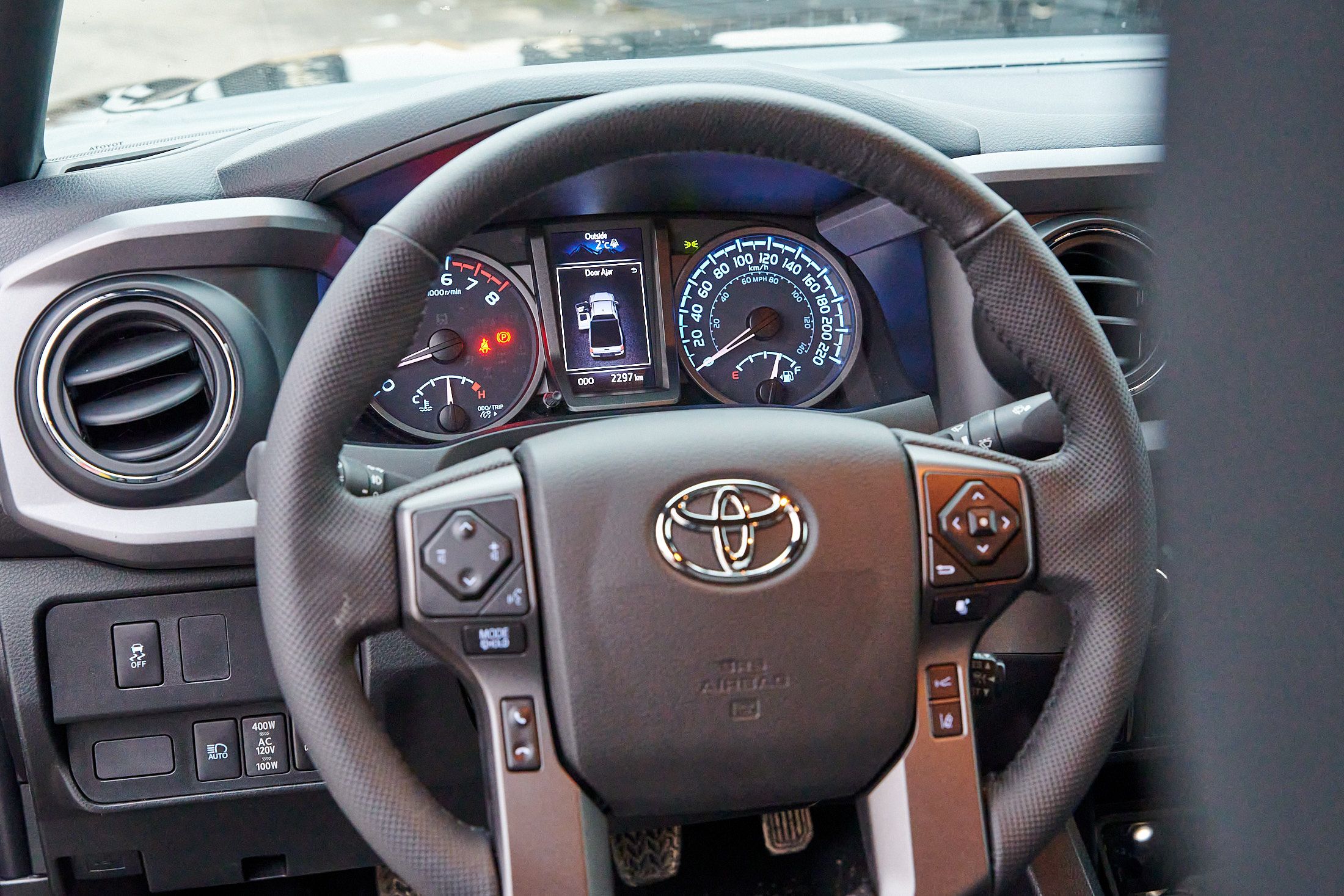 2023 Toyota Tacoma TRD Off-Road 6MT Pickup Review - Reviews | Driving