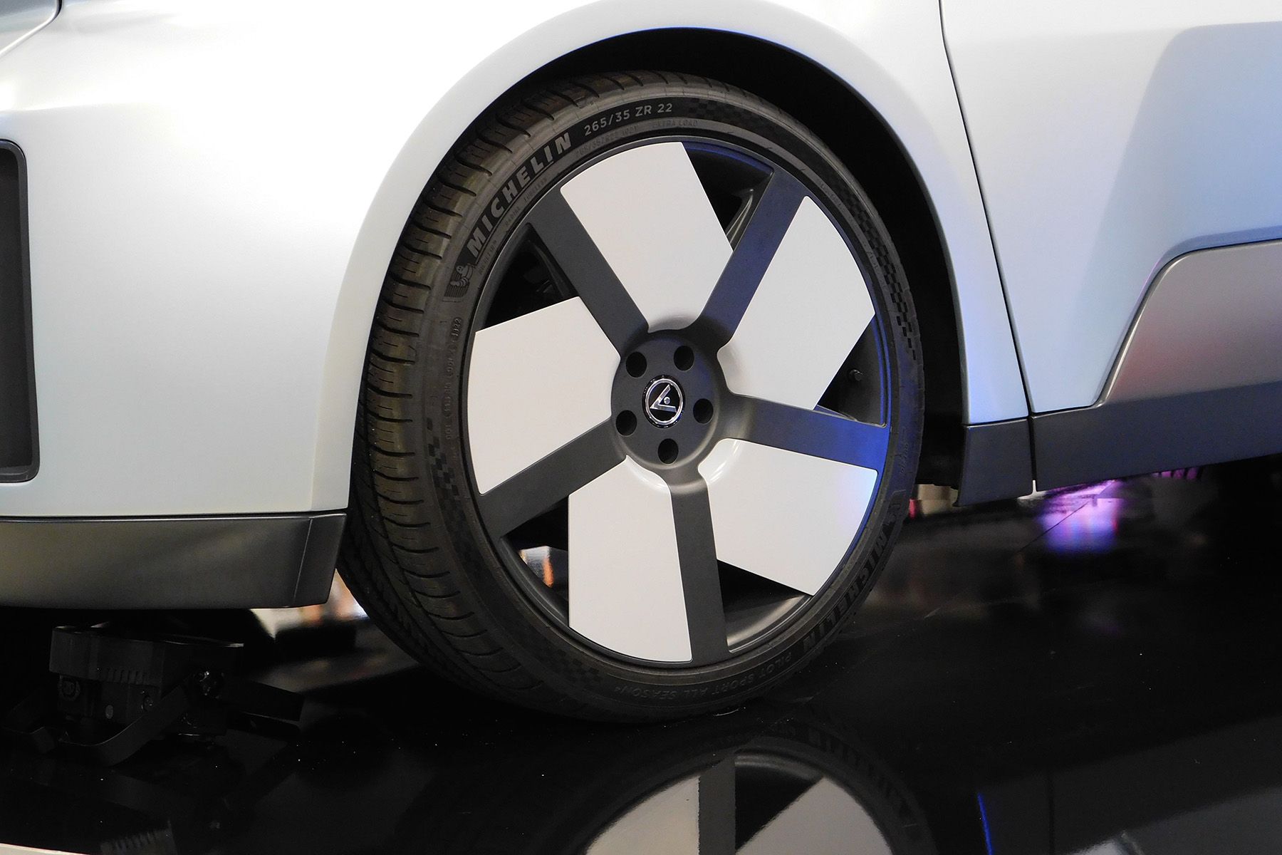 Canadian Project Arrow EV hits target at CES 2023 | Driving