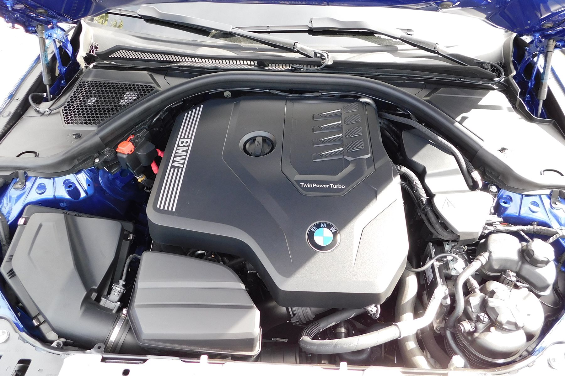 2023 BMW 3 Series: Which engine should you choose? | Driving