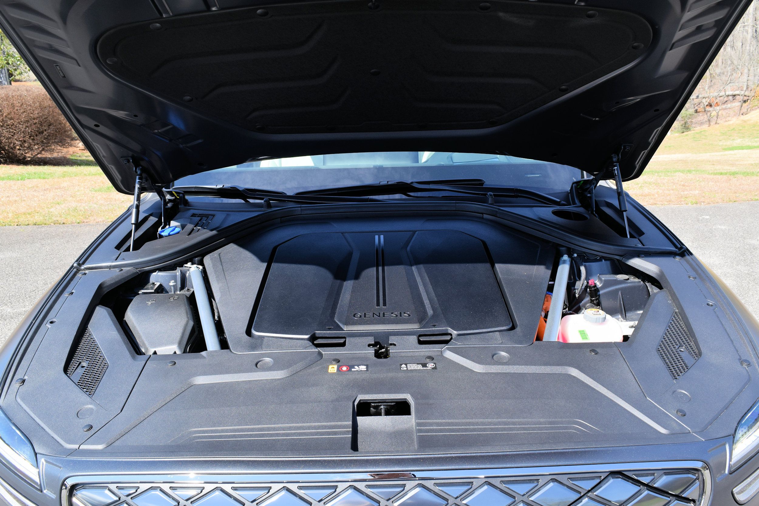 2023 Genesis Electrified GV70 First Drive - Reviews | Driving