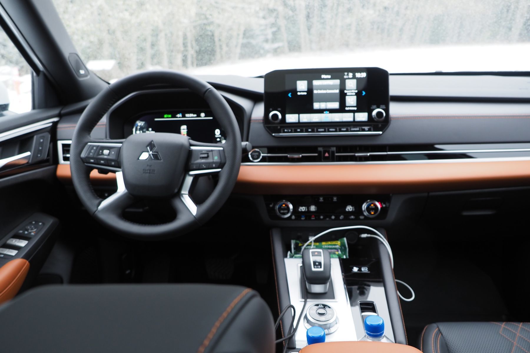 2023 Mitsubishi Outlander PHEV SUV Review - Reviews | Driving