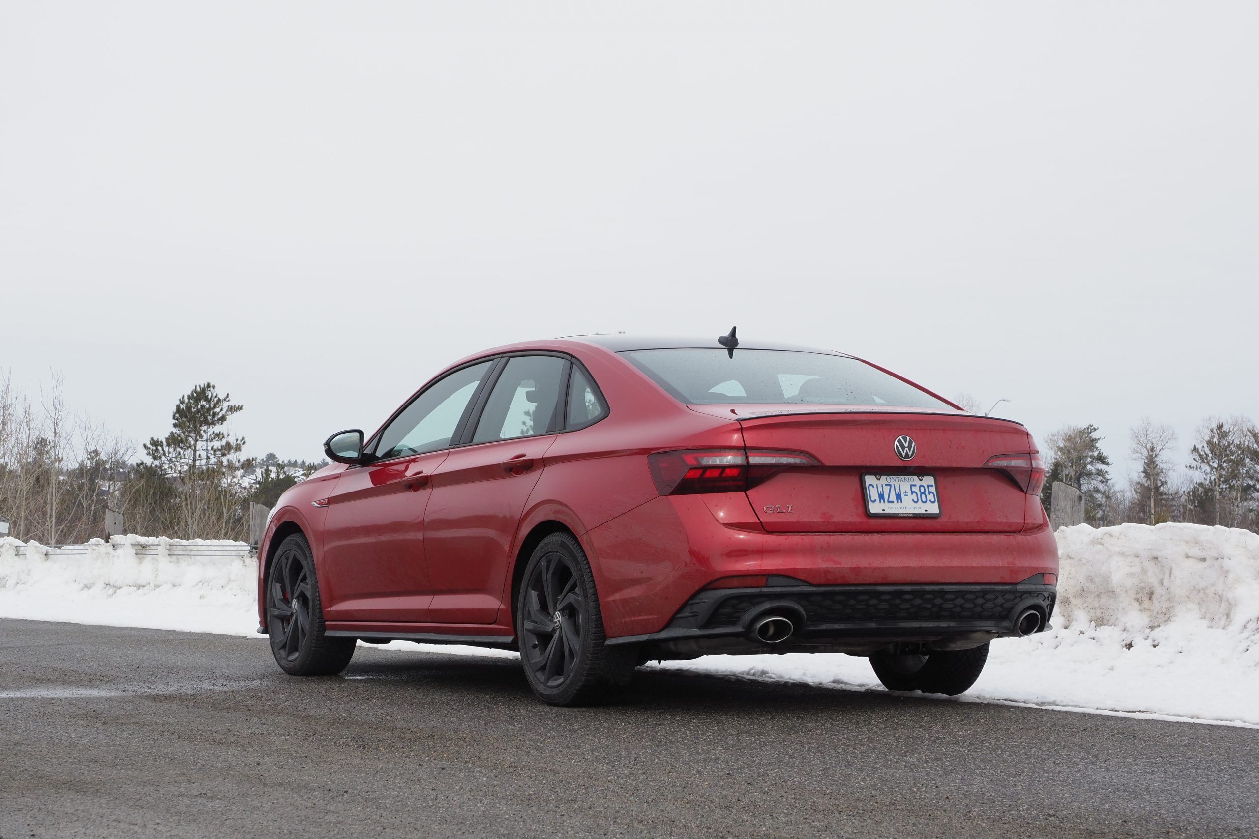 2023 Volkswagen Jetta GLI Car Review - Reviews | Driving