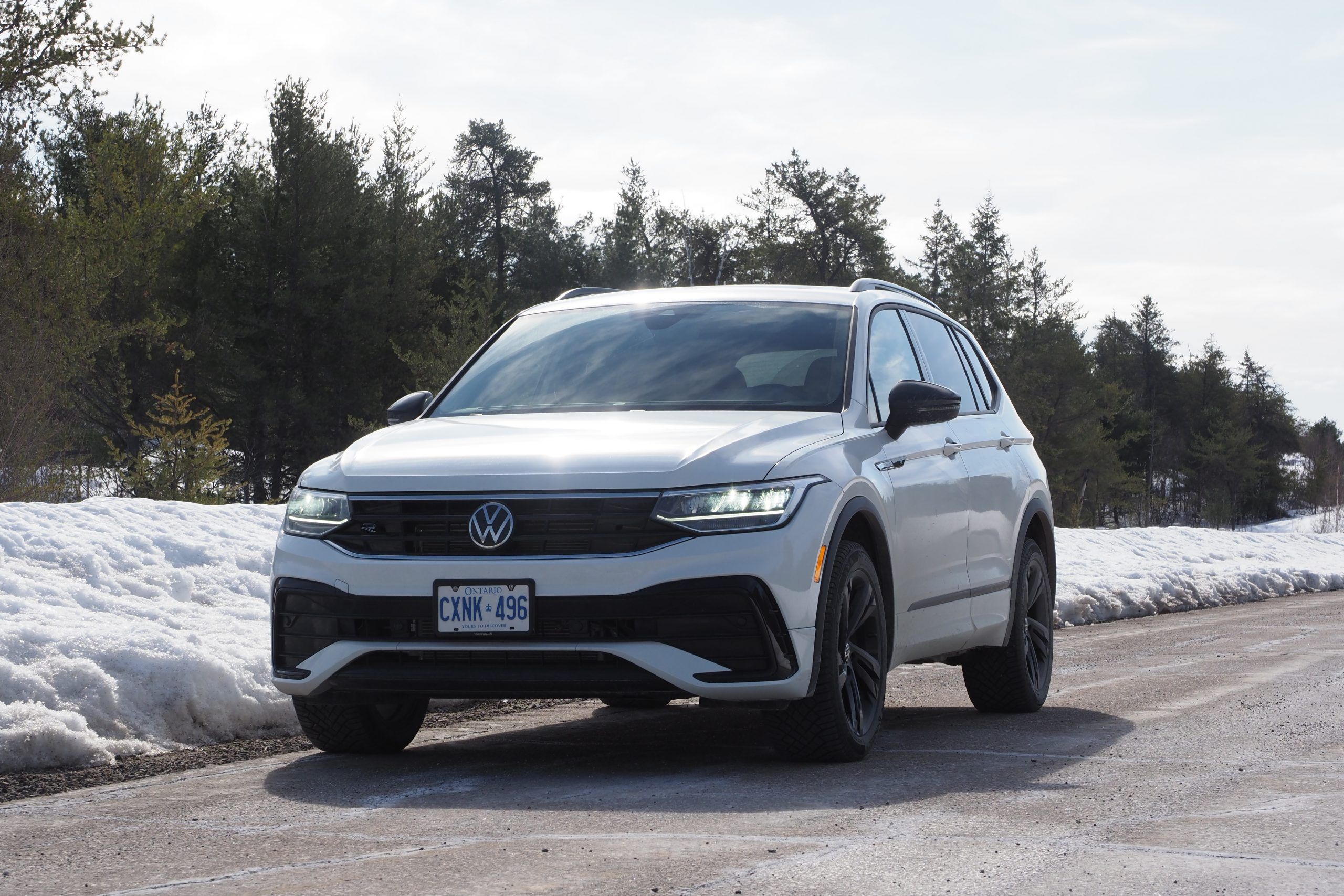 2023 Volkswagen Tiguan Comfortline R-Line Black SUV Review - Reviews ...