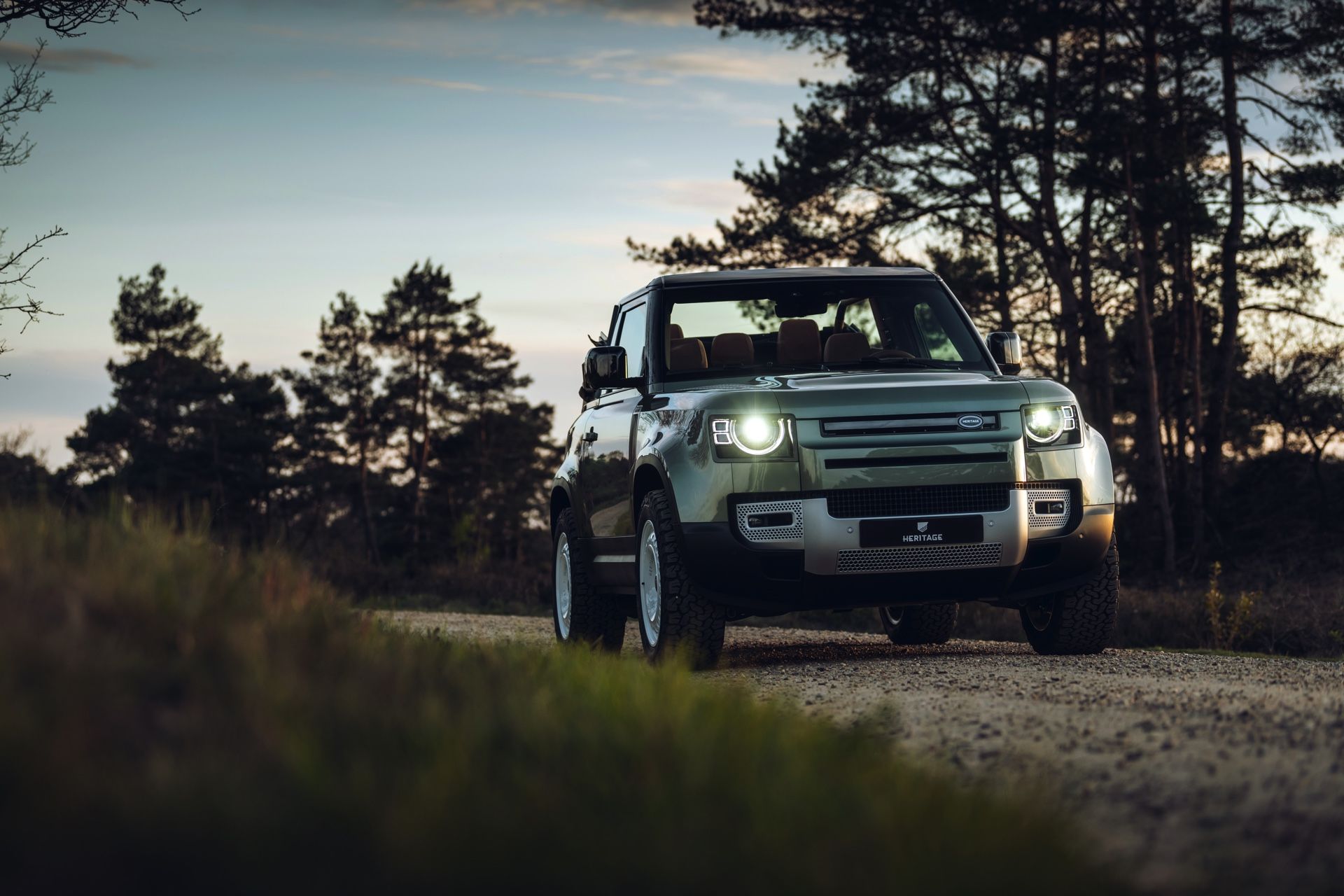 Drop-top Land Rover Defender bows via Dutch company | Driving