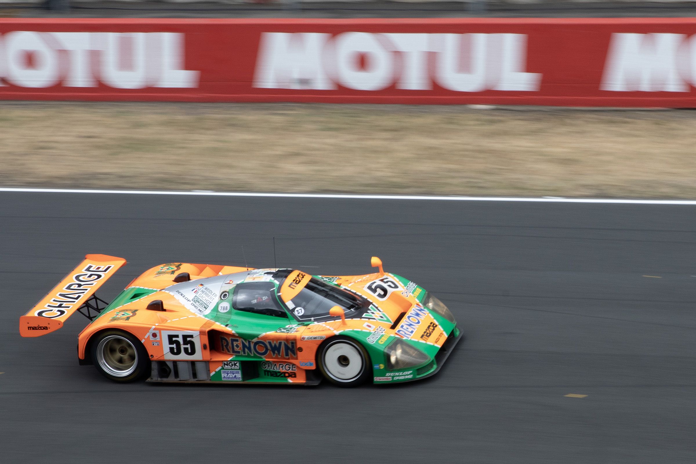 These 5 automakers made these unique engines their signature | Driving