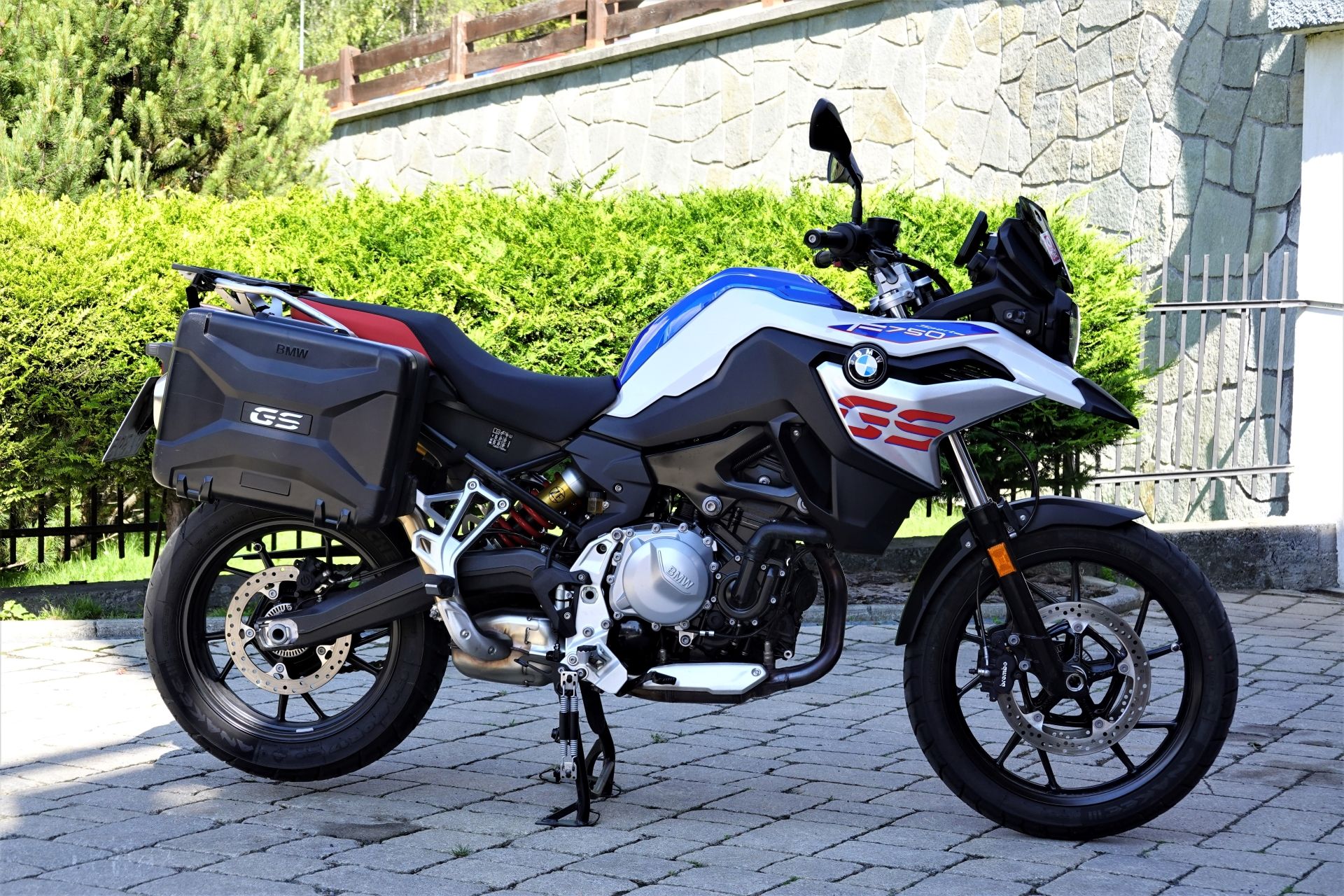 First Ride: 2023 BMW F750 GS Sport - Reviews | Driving