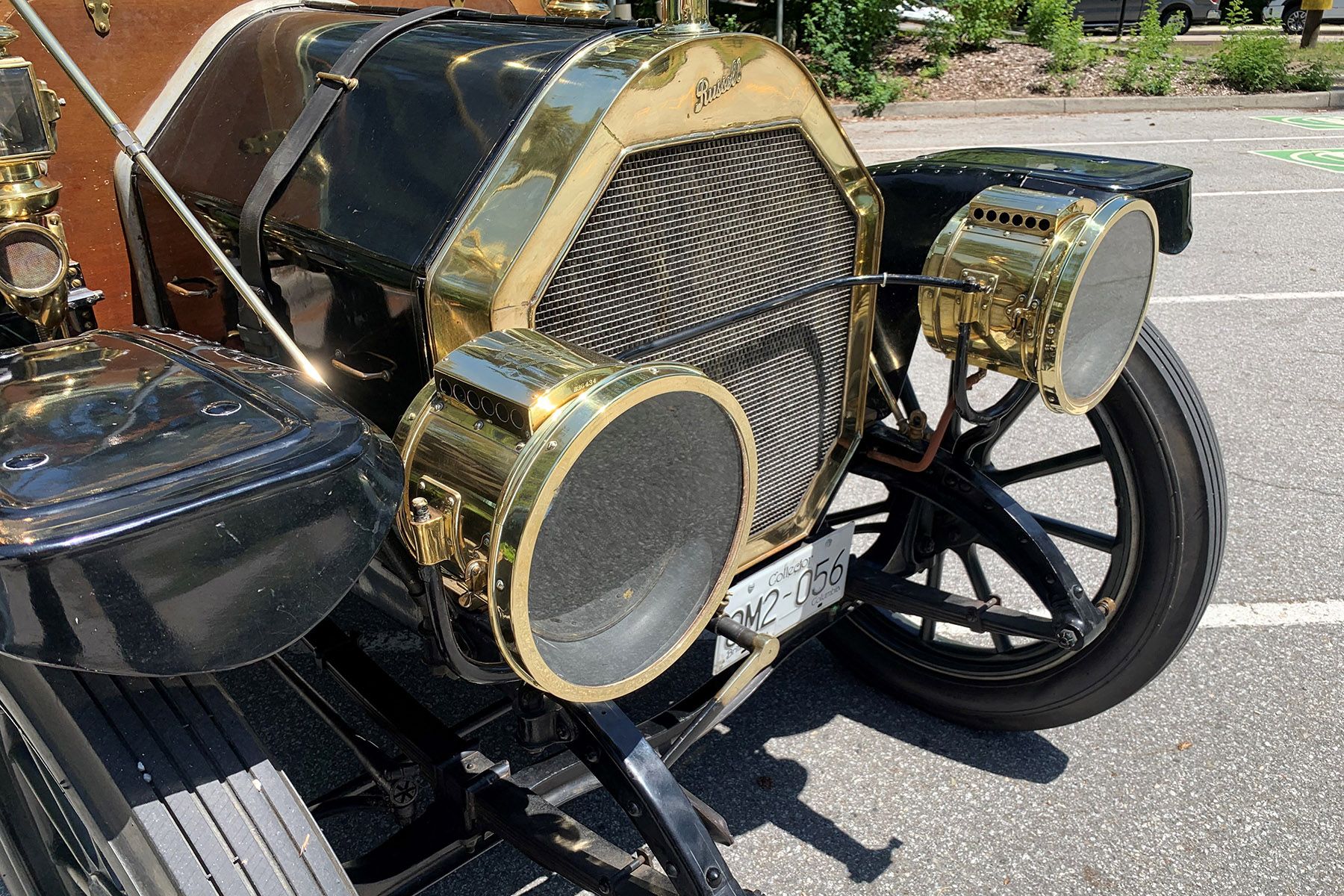 1910 Russell-Knight heading east for a homecoming celebration | Driving