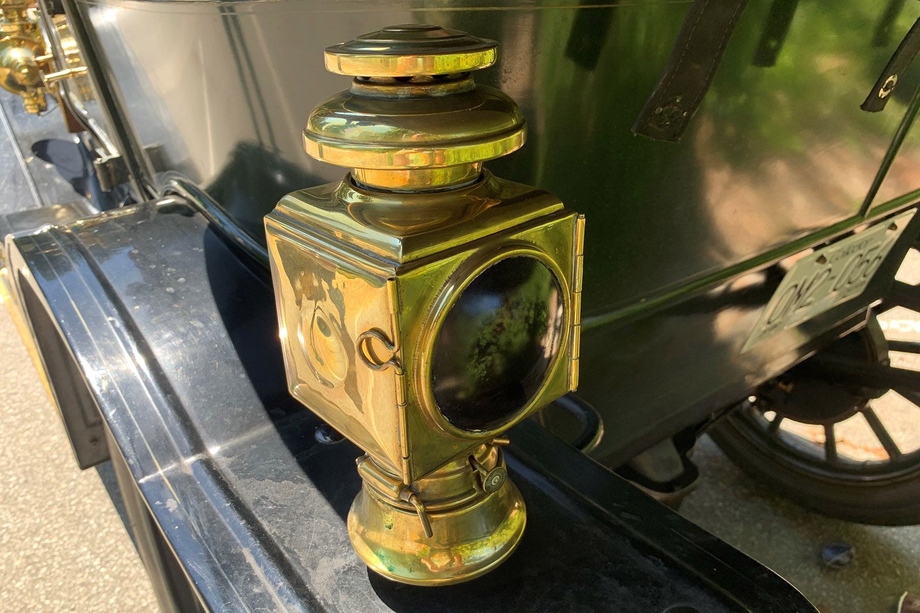 1910 Russell-Knight heading east for a homecoming celebration | Driving