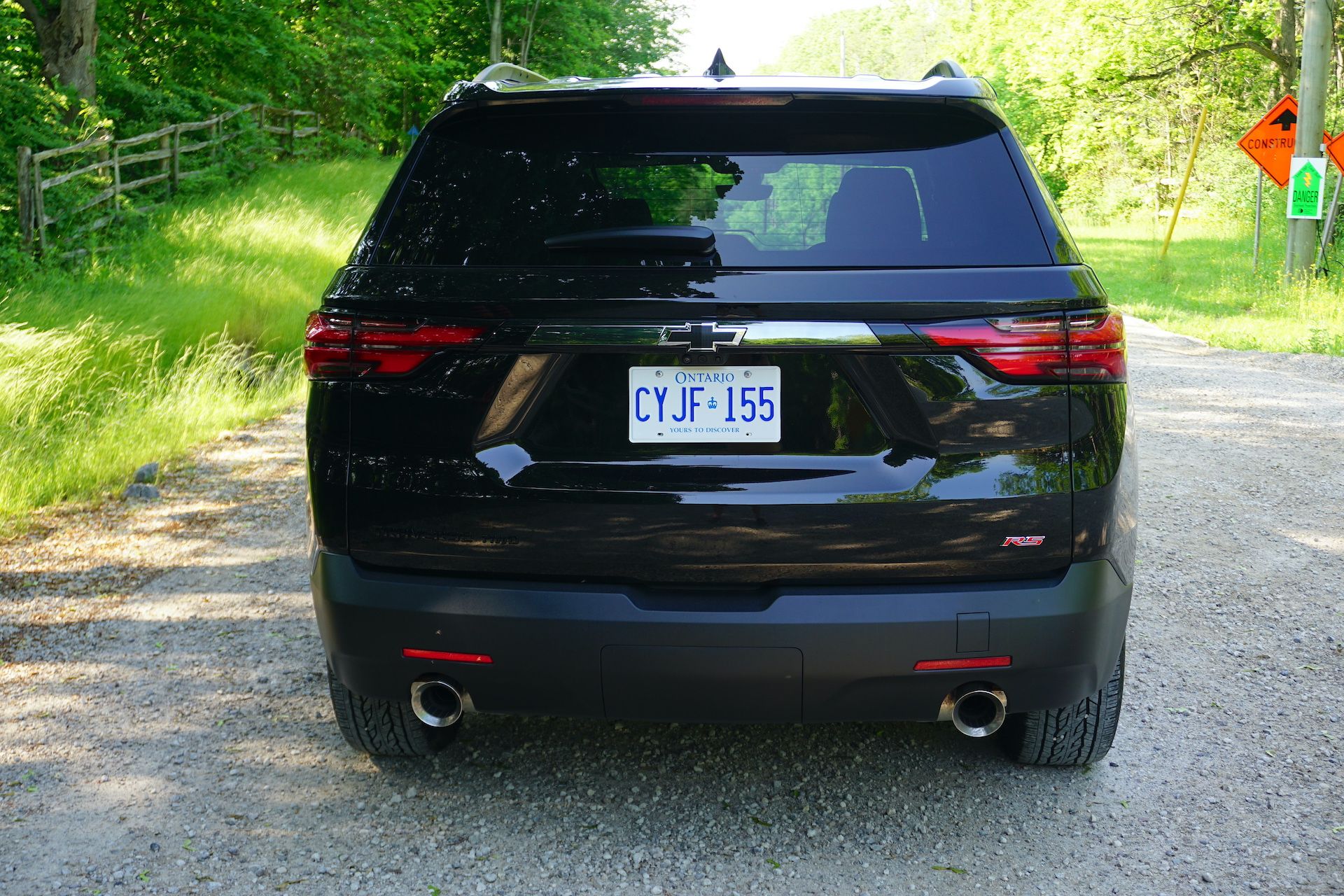 2023 Chevrolet Traverse RS AWD SUV Review - Reviews | Driving