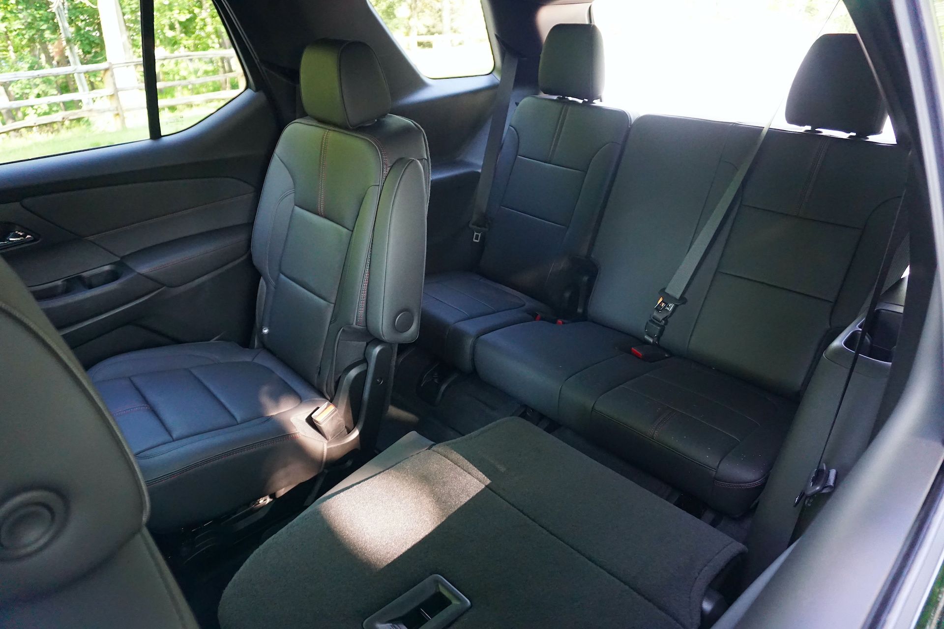 2023 Chevrolet Traverse RS AWD SUV Review - Reviews | Driving