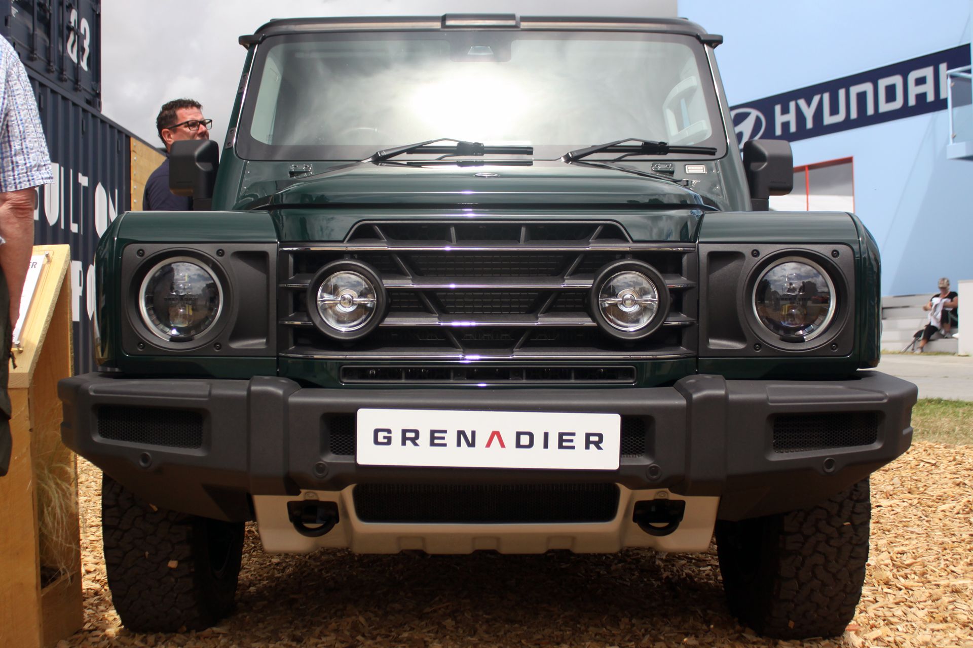 Ineos set to introduce Grenadier Quartermaster pickup truck - Reviews ...