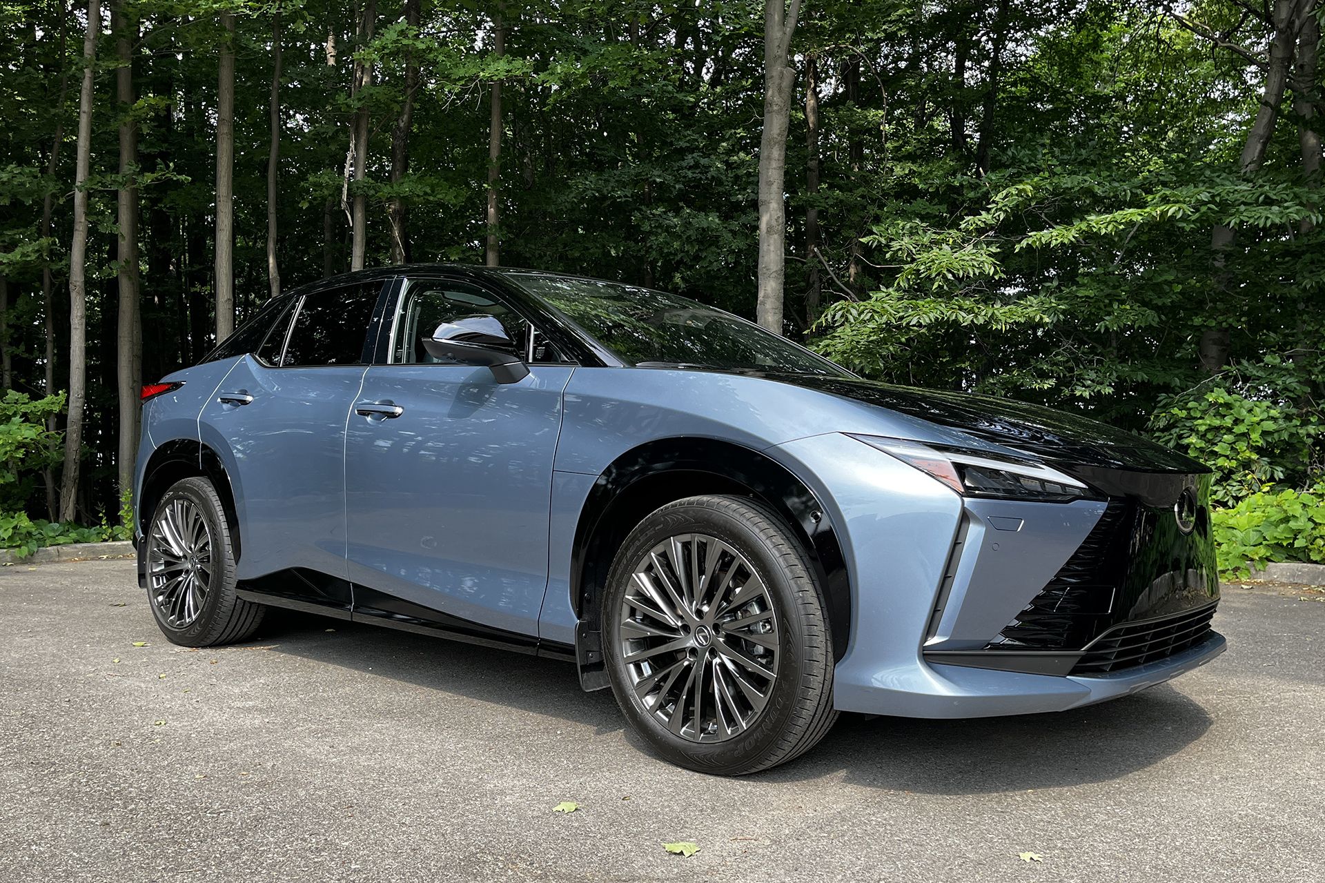 2023 Lexus RZ 450e | Luxury EV Review - Reviews | Driving