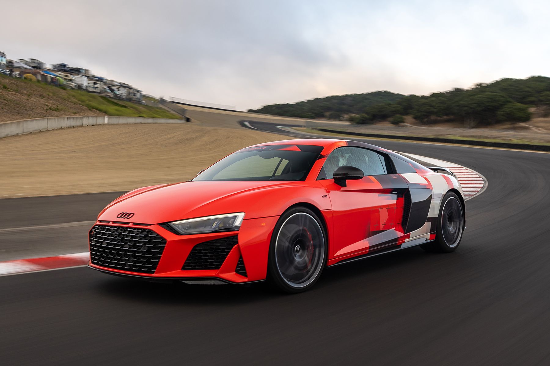 A final and fitting lap for the Audi R8 | Driving