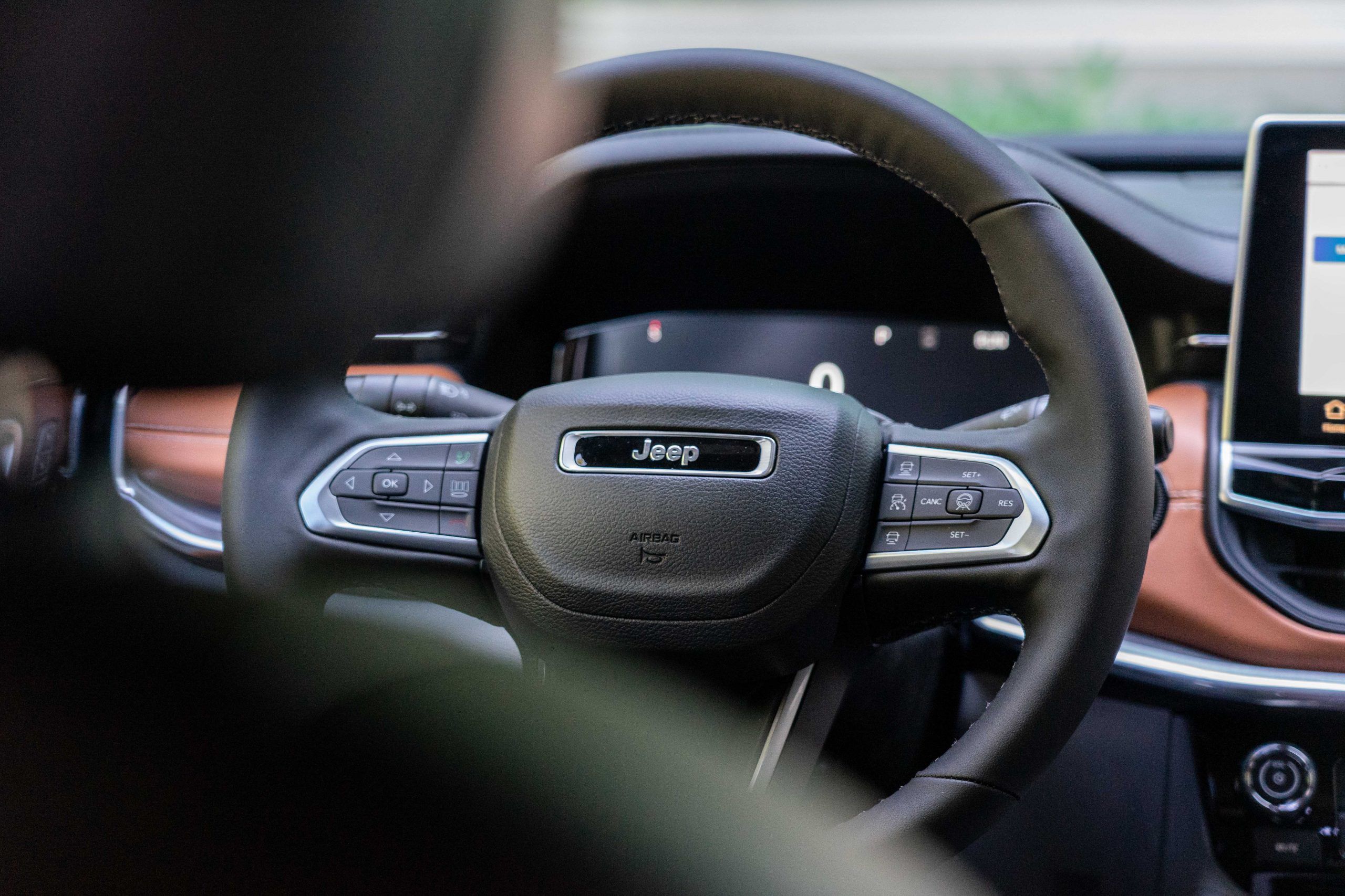 2023 Jeep Compass Limited SUV Review - Reviews | Driving