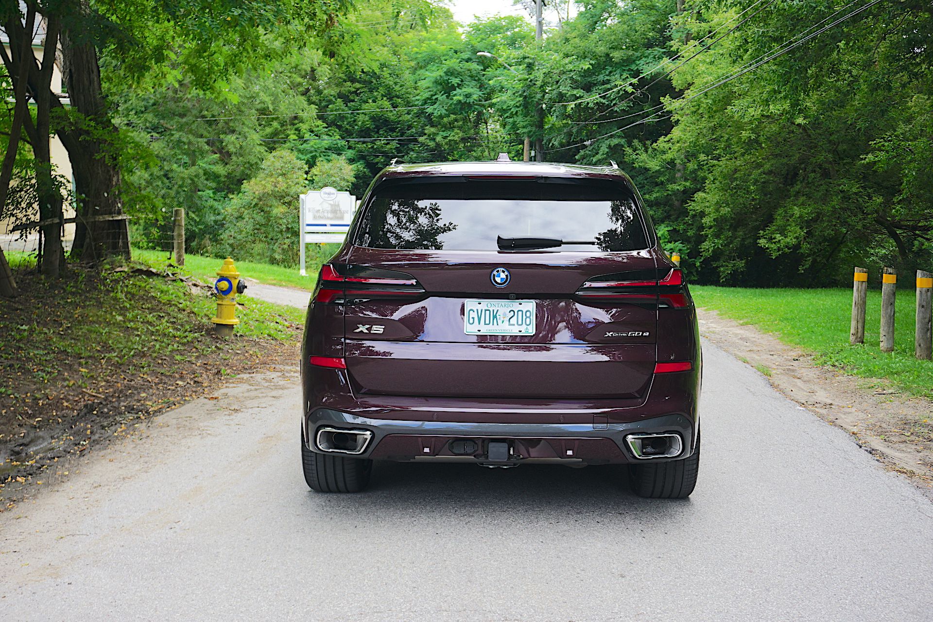 2024 BMW X5 xDrive50e | SUV Review - Reviews | Driving