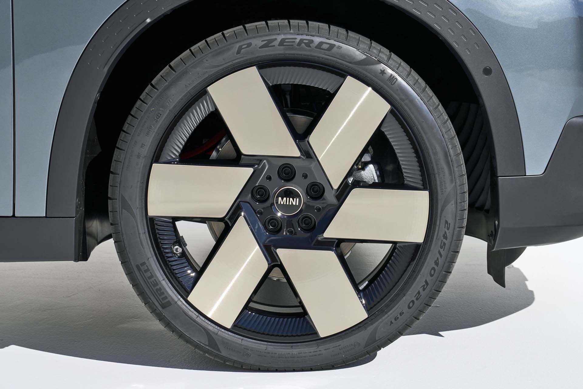 2025 Mini gets a total rework, including new EV models - Reviews | Driving