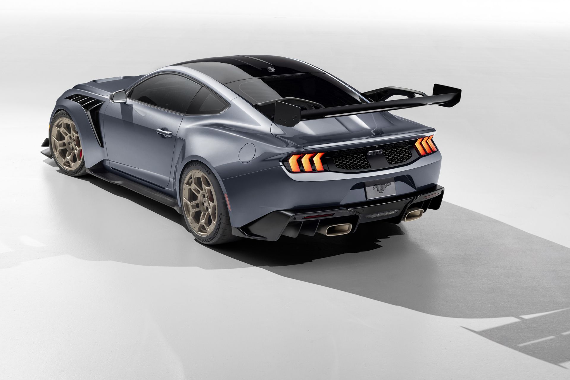 Canadian-built 2025 Ford Mustang GTD boasts 815 hp, 325-km/h top speed ...