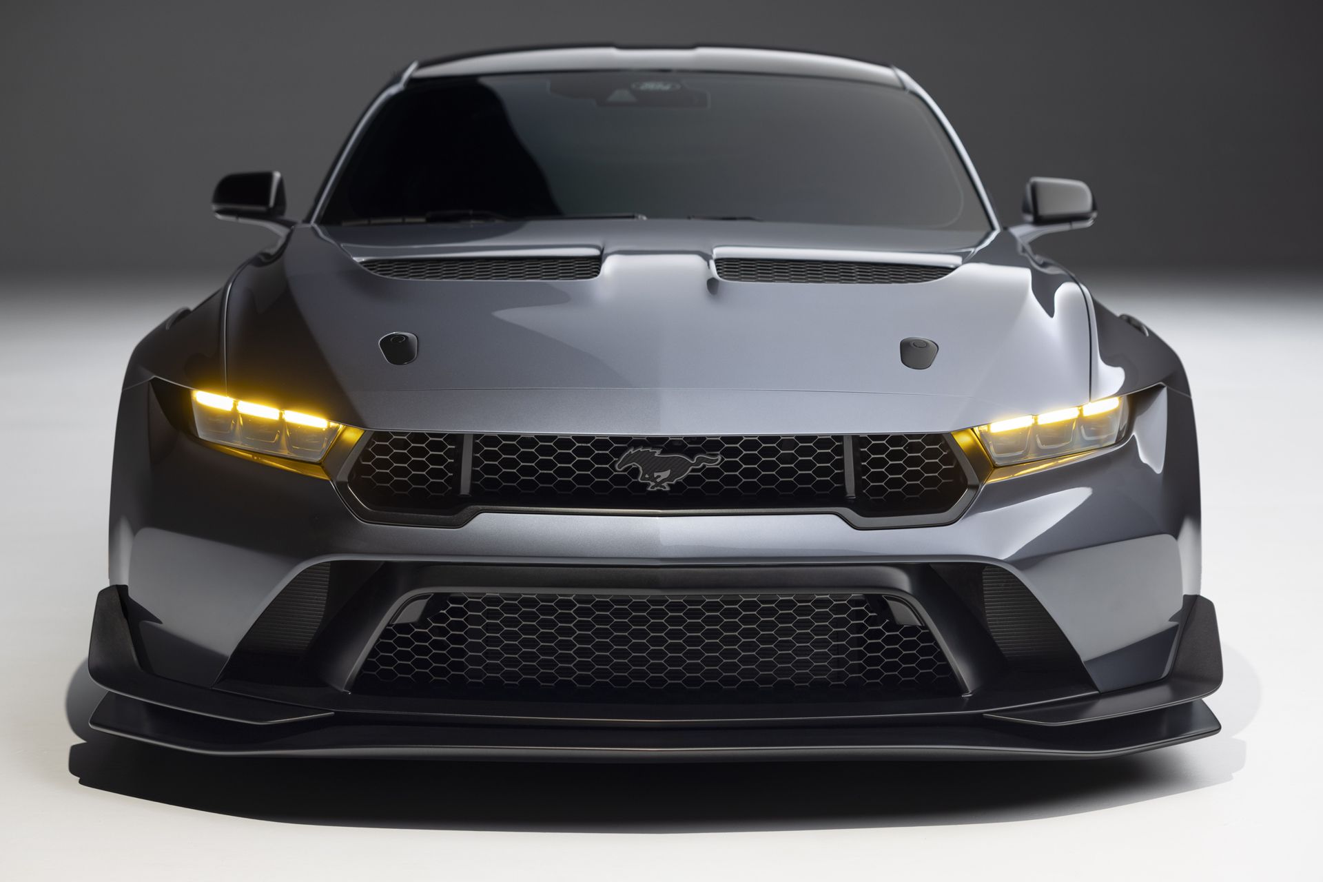 Canadian-built 2025 Ford Mustang GTD boasts 815 hp, 325-km/h top speed ...