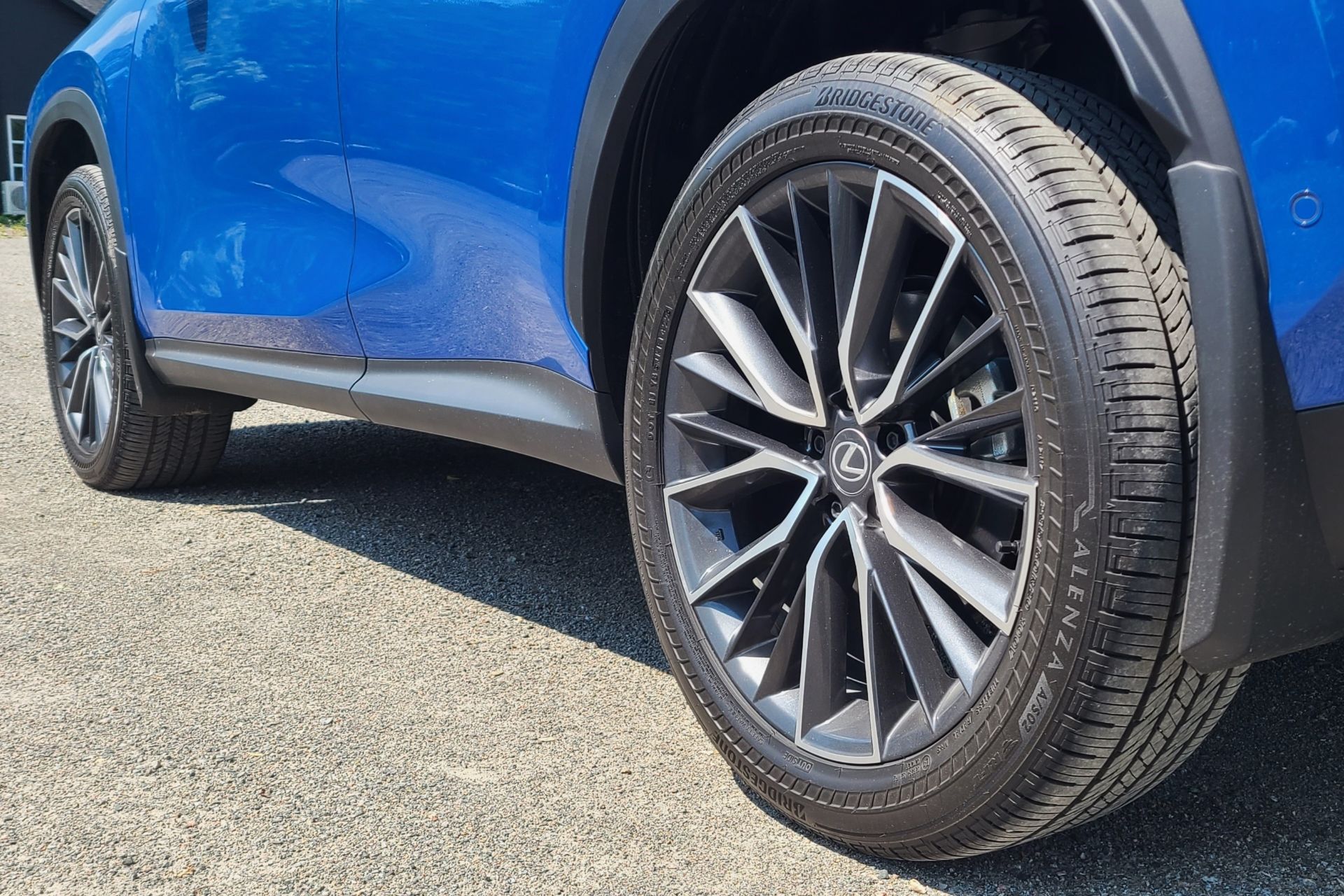 Lexus NX 350h vs Lexus RX 350h: Which model and trim should you buy ...