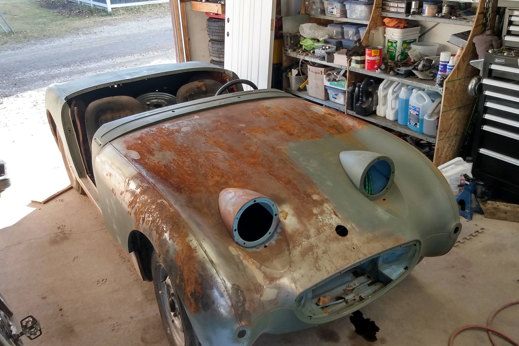 On the Road: 1959 Austin-Healey 'Bugeye' Sprite | Driving