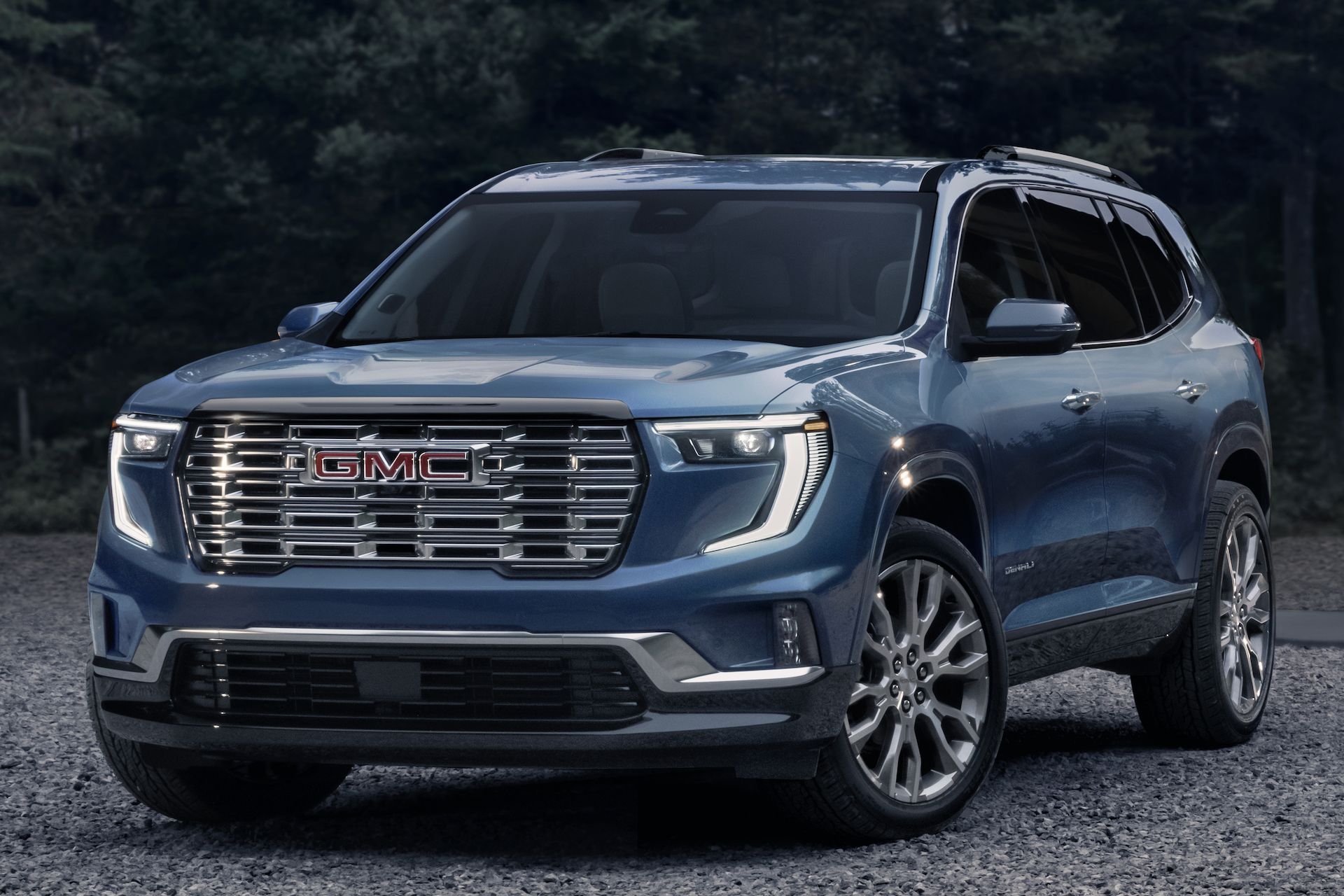 GMC Acadia 2024: plus gros et plus puissant – même si le V6 n’est plus ...