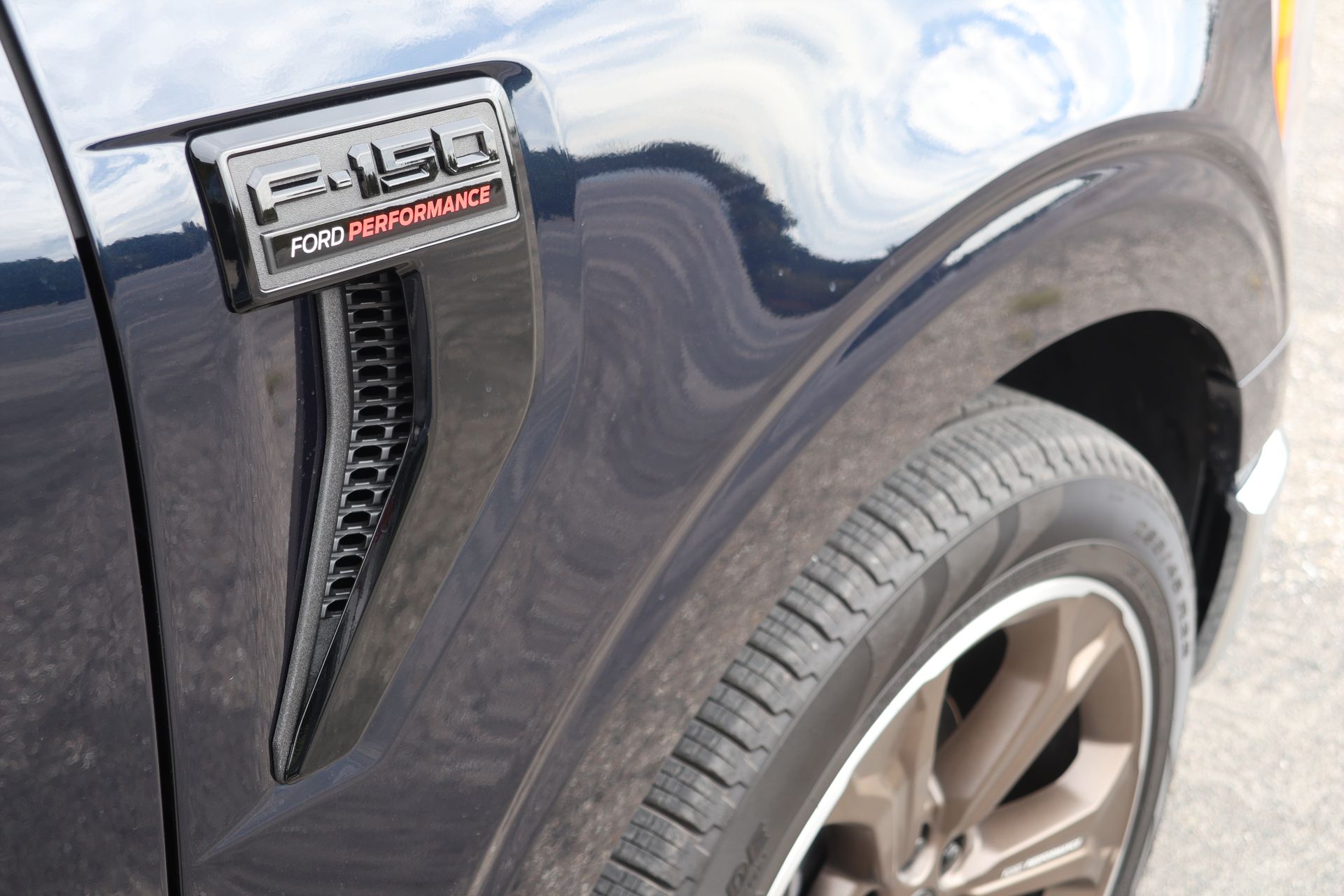 Ford F-150 FP700 gets 700 horsepower bolted right in - Reviews | Driving