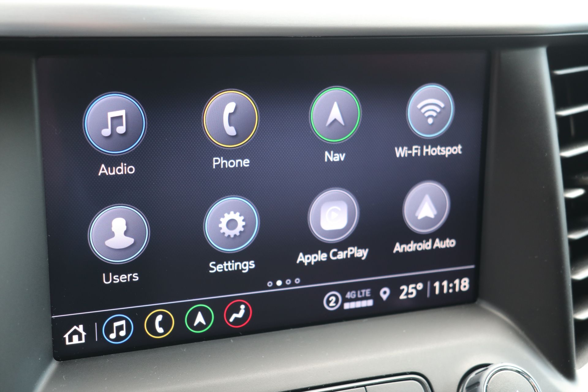 2023 GMC Acadia SUV Review - Reviews | Driving