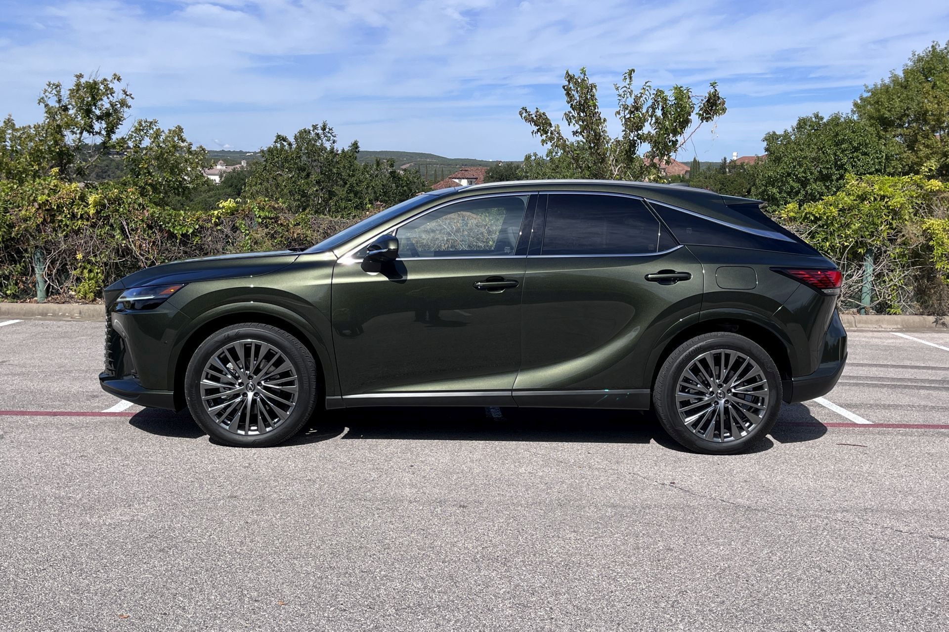 2024 Lexus RX 450h+ plug-in hybrid luxury SUV review - Reviews | Driving