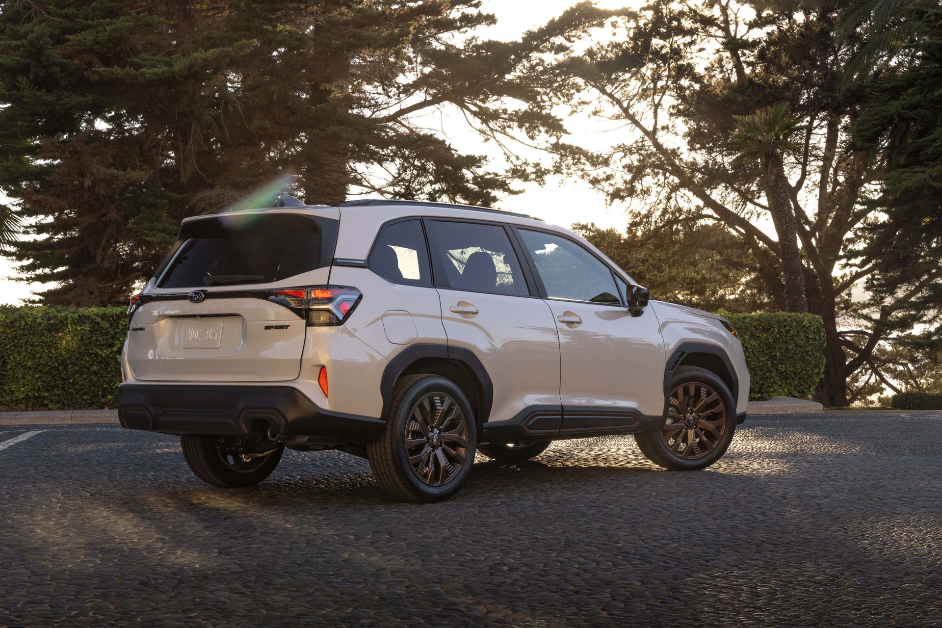 2025 Subaru Forester puts that boxy look in the rearview mirror | Driving