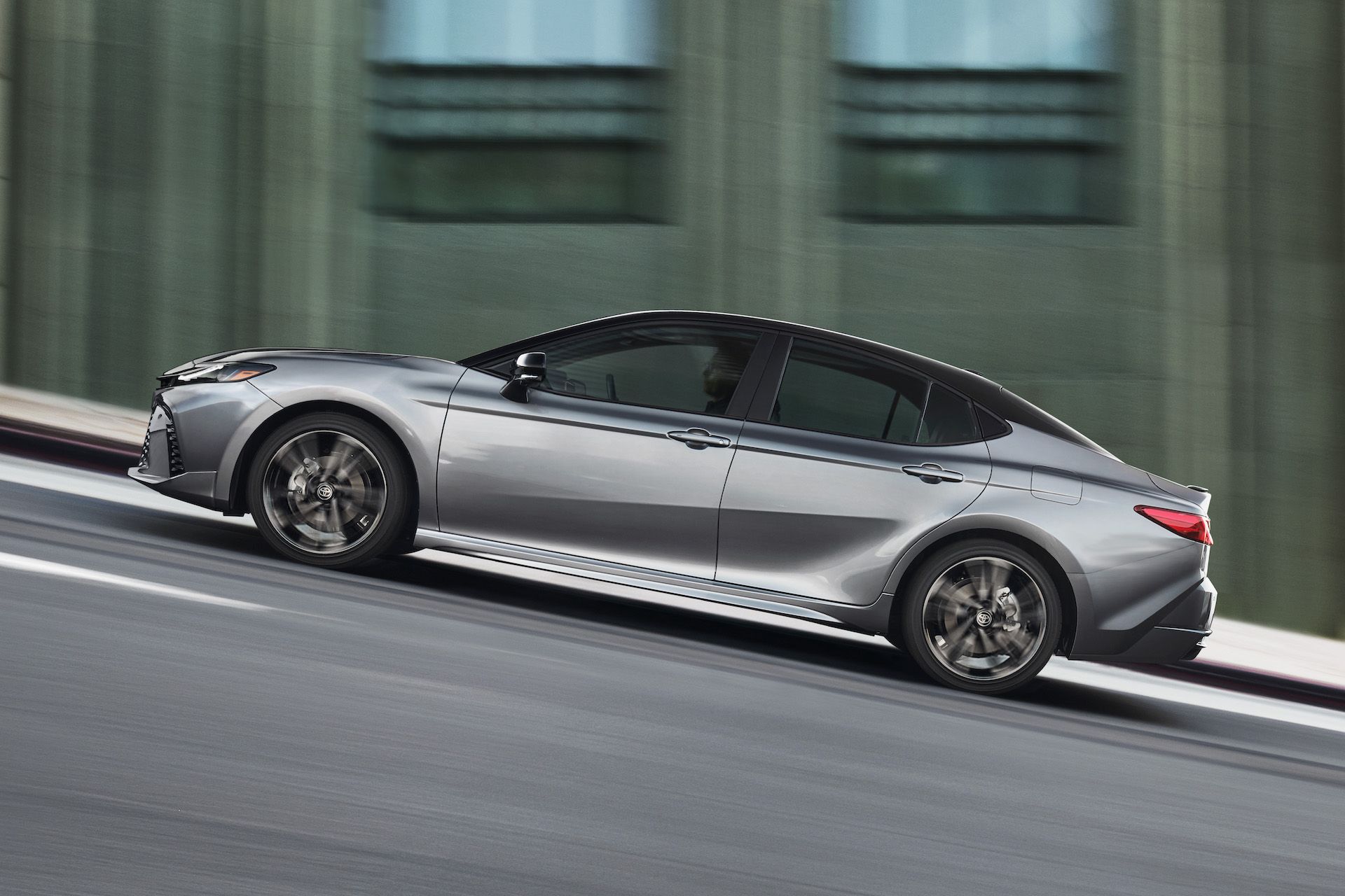 The 2025 Toyota Camry now comes as a hybrid only | Driving