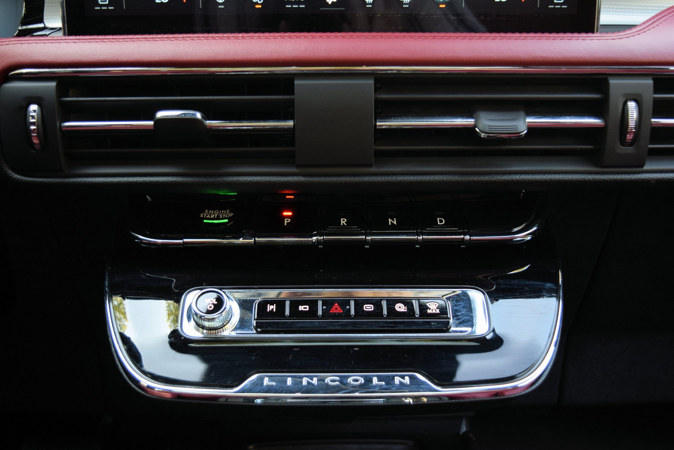 2024 Lincoln Corsair Grand Touring SUV Review - Reviews | Driving