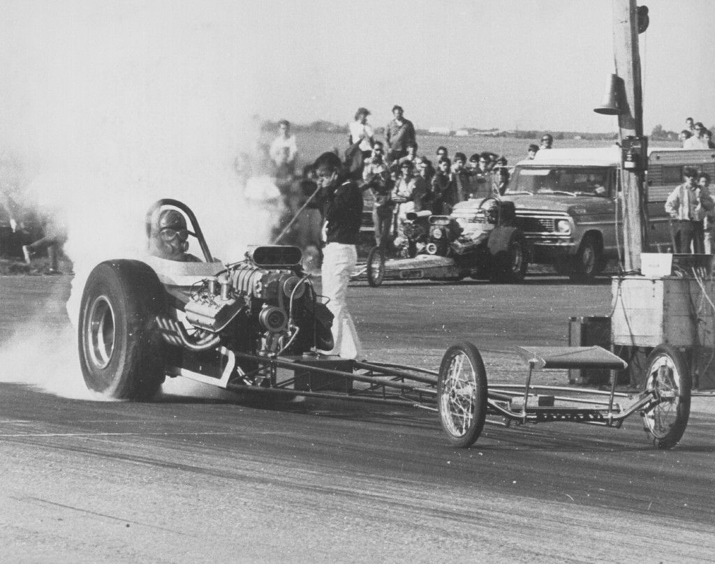 Restored dragster pays tribute to Royal Canadian lineage | Driving