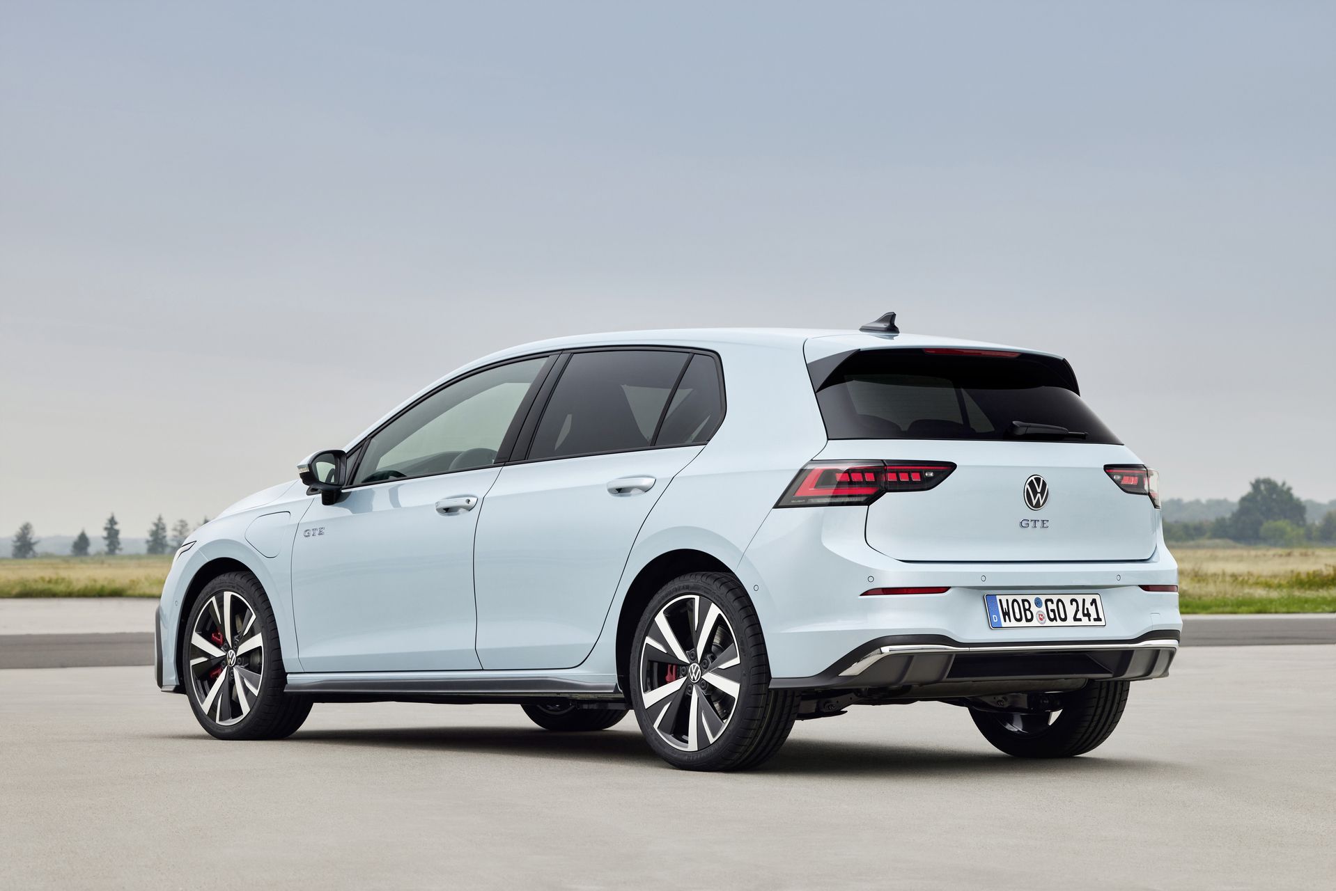 Volkswagen unveils refreshed Golf for 2025 - Reviews | Driving