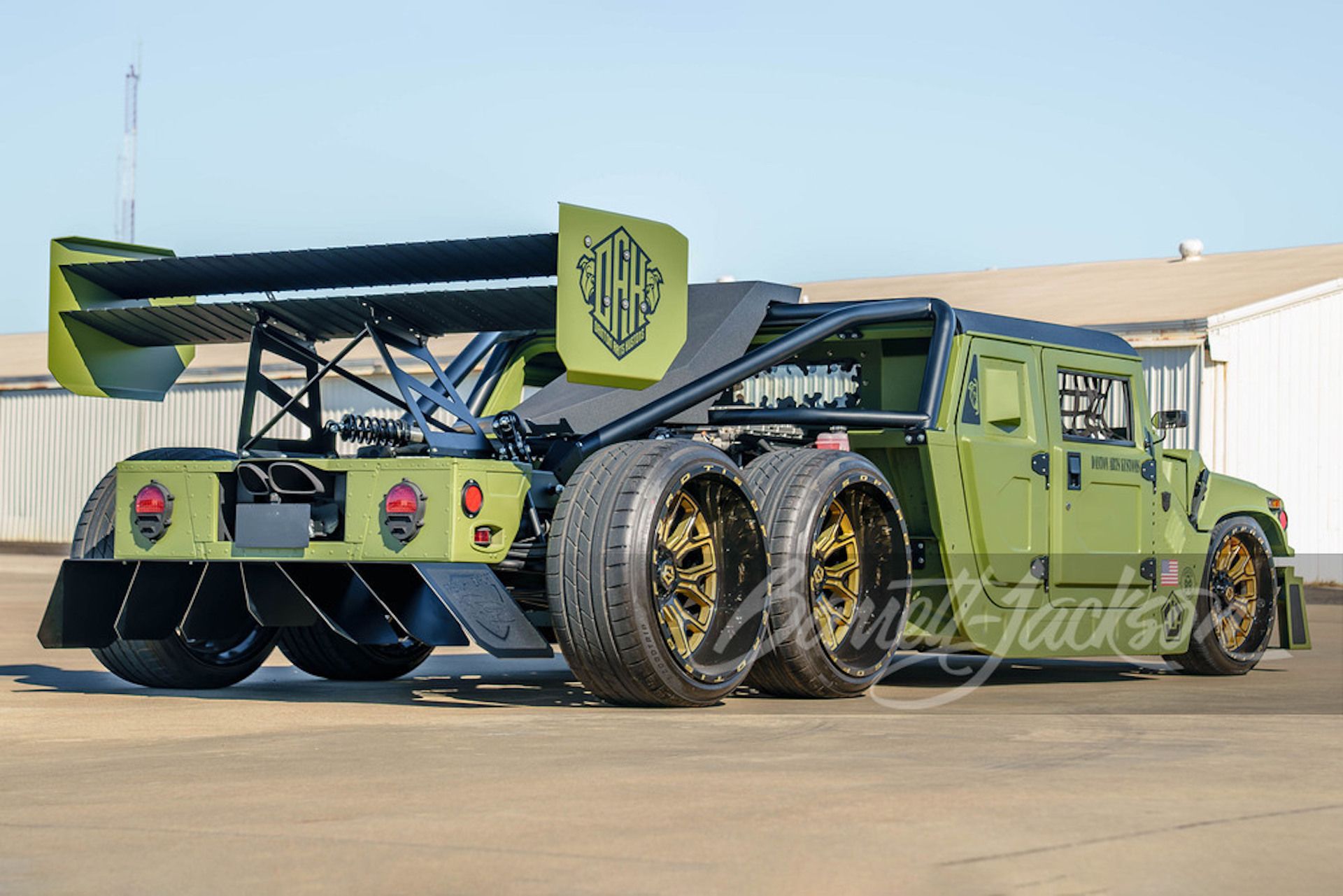 Six-wheeled Hellcat-powered Humvee up for auction | Driving
