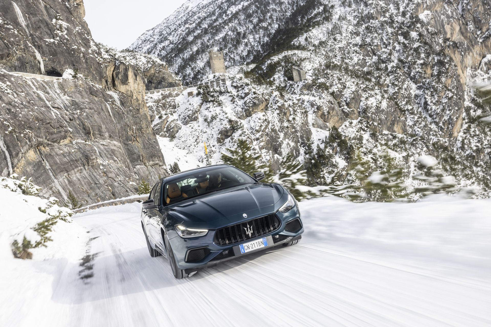 2024 Maserati Ghibli 334 Ultima is the fastest sedan - Reviews | Driving
