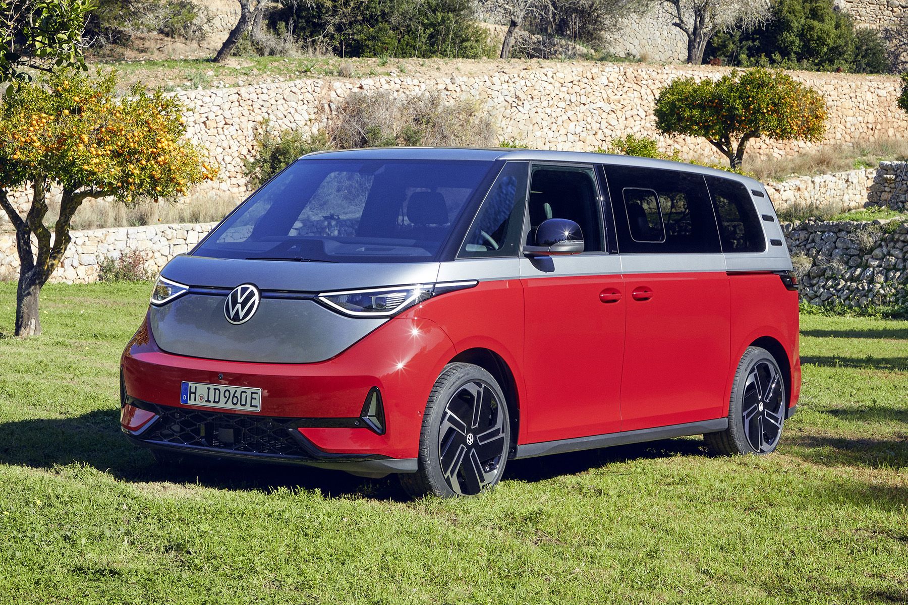 Volkswagen drops performance-oriented ID.Buzz GTX | Driving