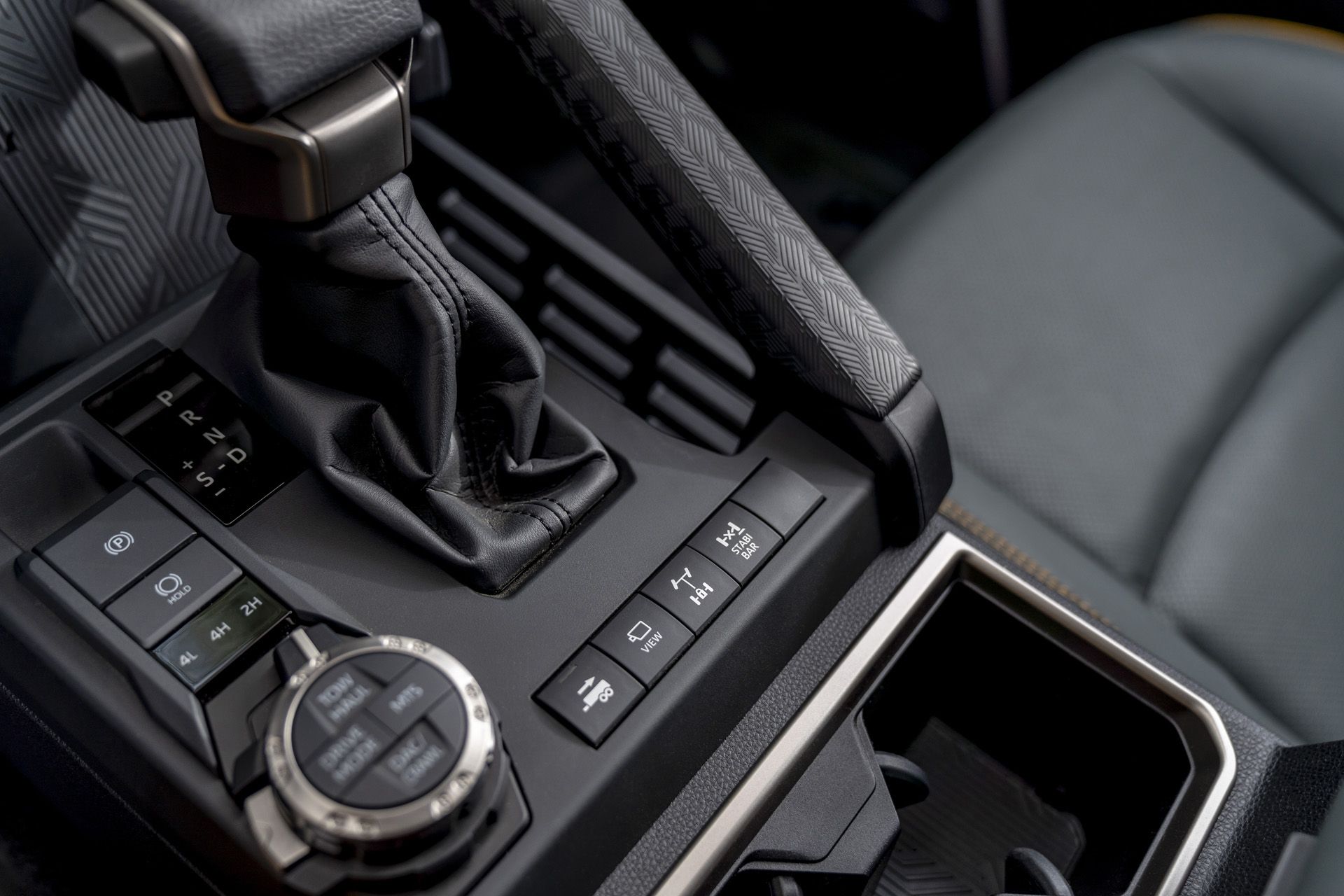 2025 Toyota 4Runner Engine, Interior, TRD Pro, Price - Reviews | Driving