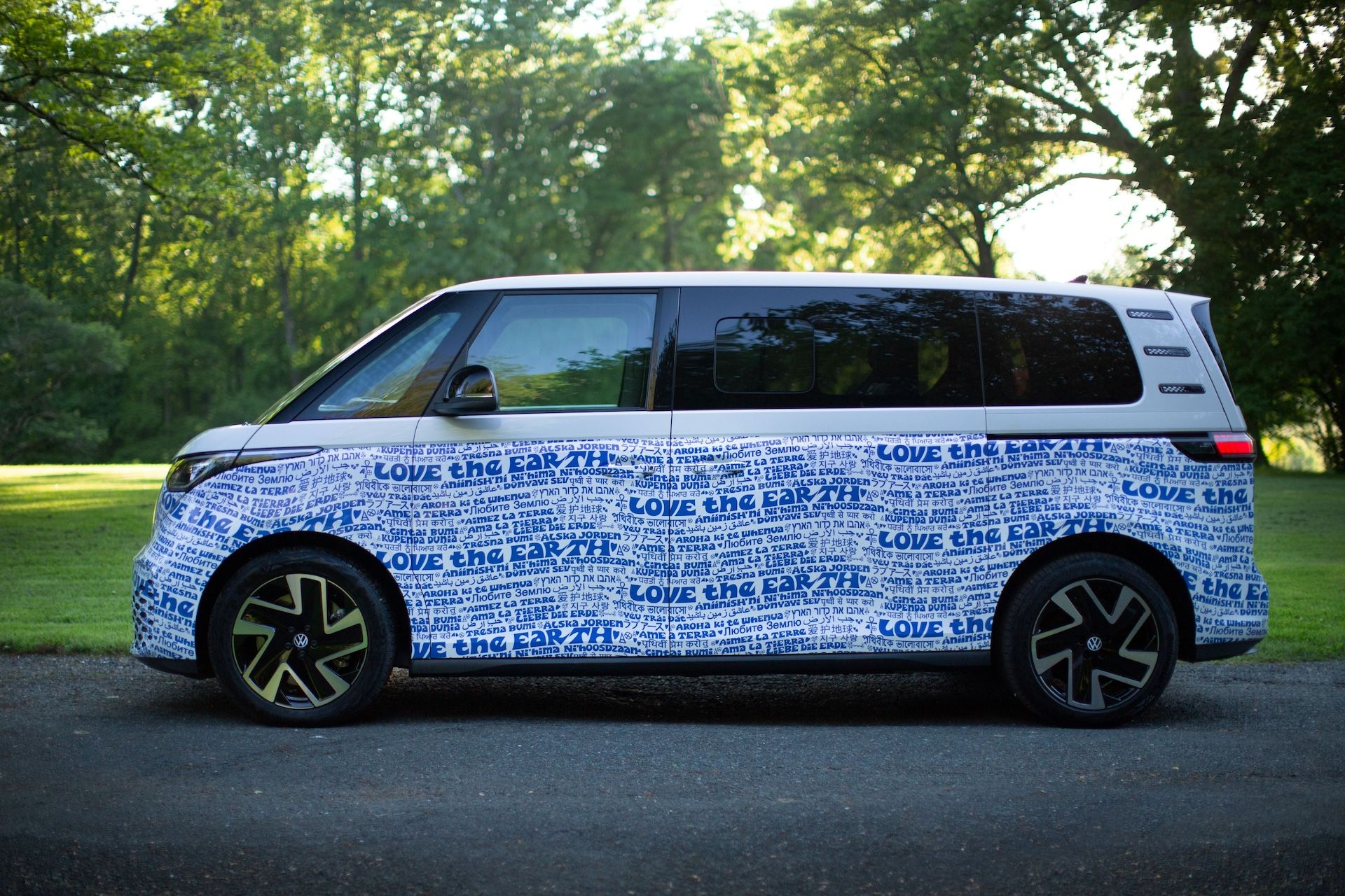 Volkswagen offering custom car wraps for ID.Buzz | Driving
