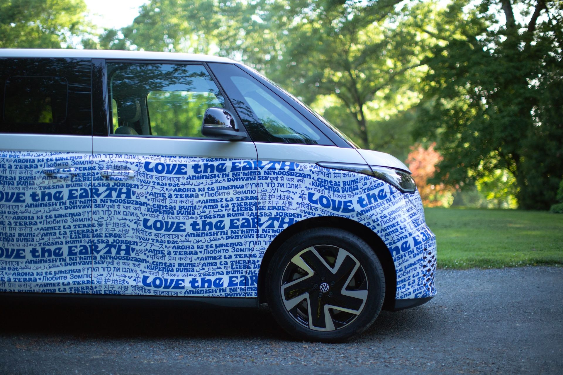 Volkswagen offering custom car wraps for ID.Buzz | Driving
