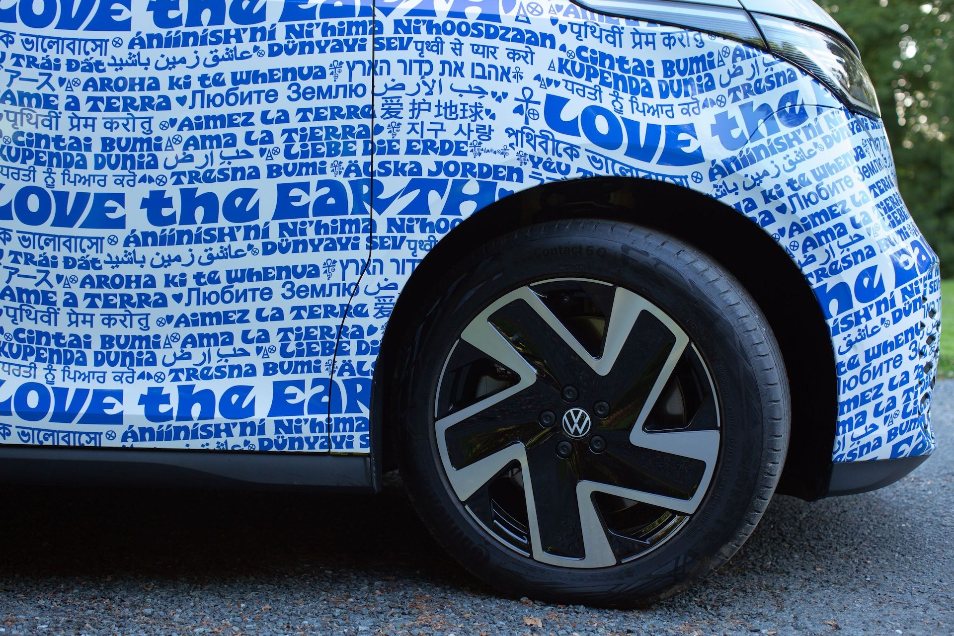 Volkswagen offering custom car wraps for ID.Buzz | Driving