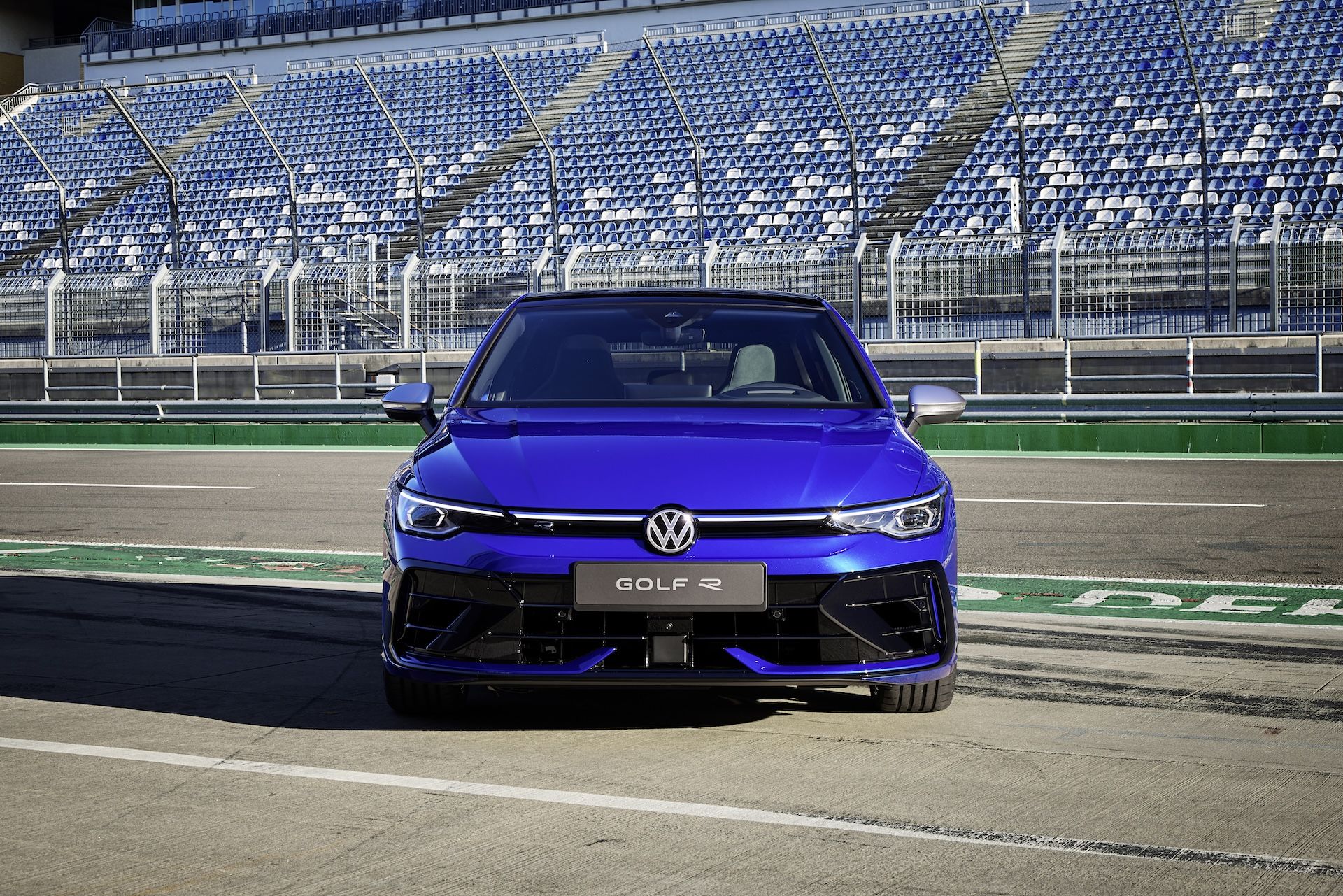 2025 Volkswagen Golf R is a 328-hp good-bye to gasoline | Driving