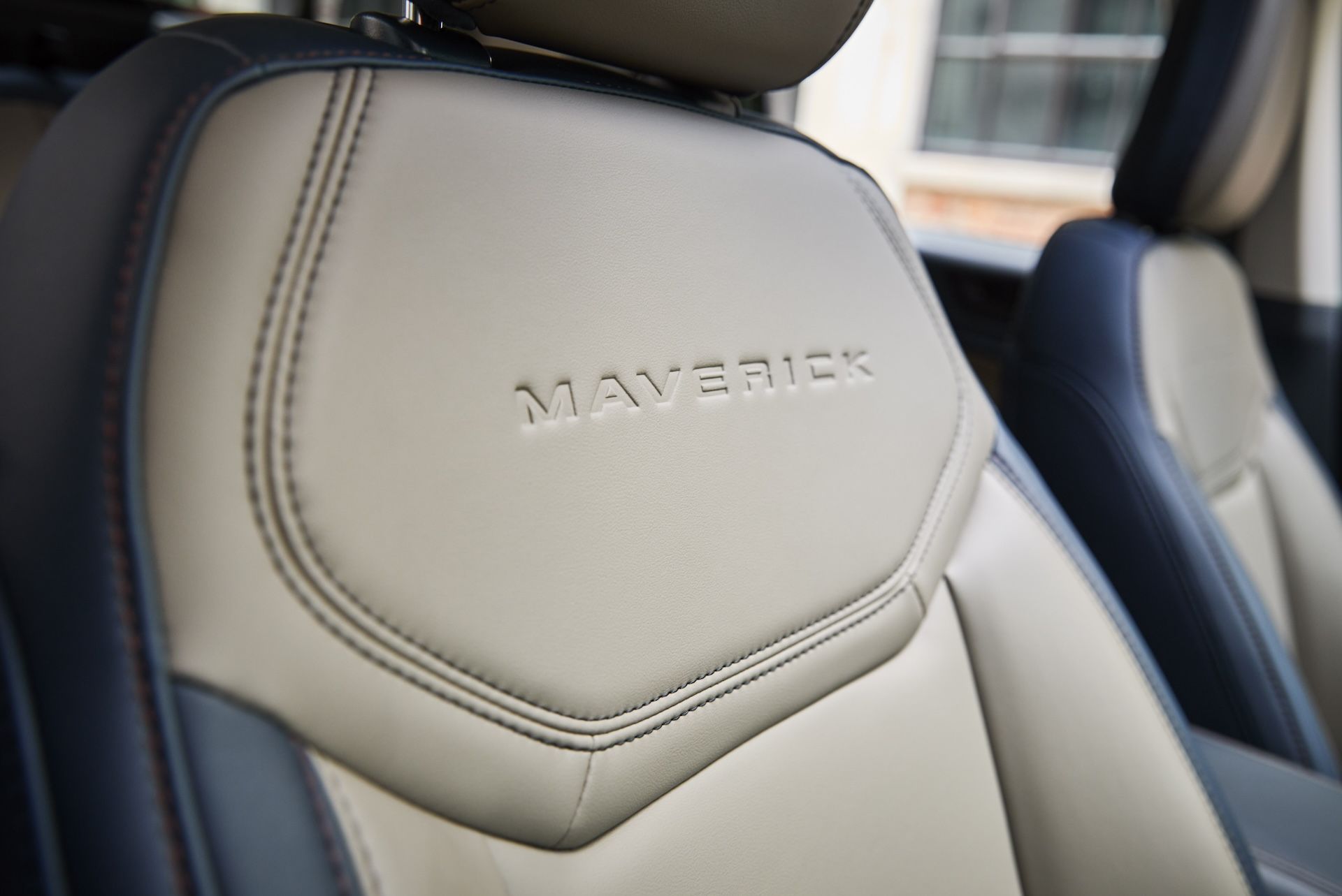 Le Ford Maverick Hybrid 2025 offre – enfin! – la traction intégrale ...