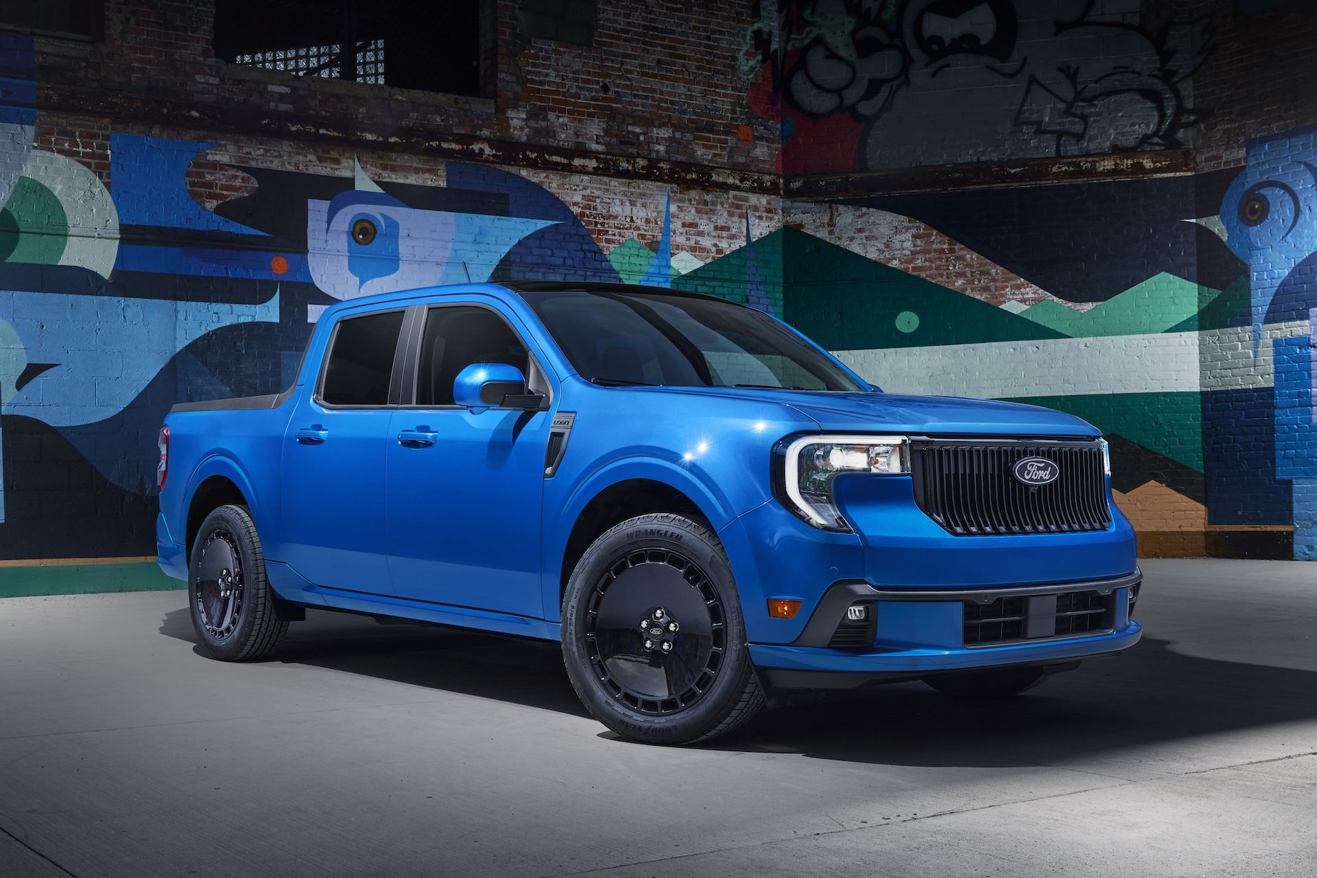 2025 Ford Maverick goes retro, lowers Lobo on turbofan wheels | Driving