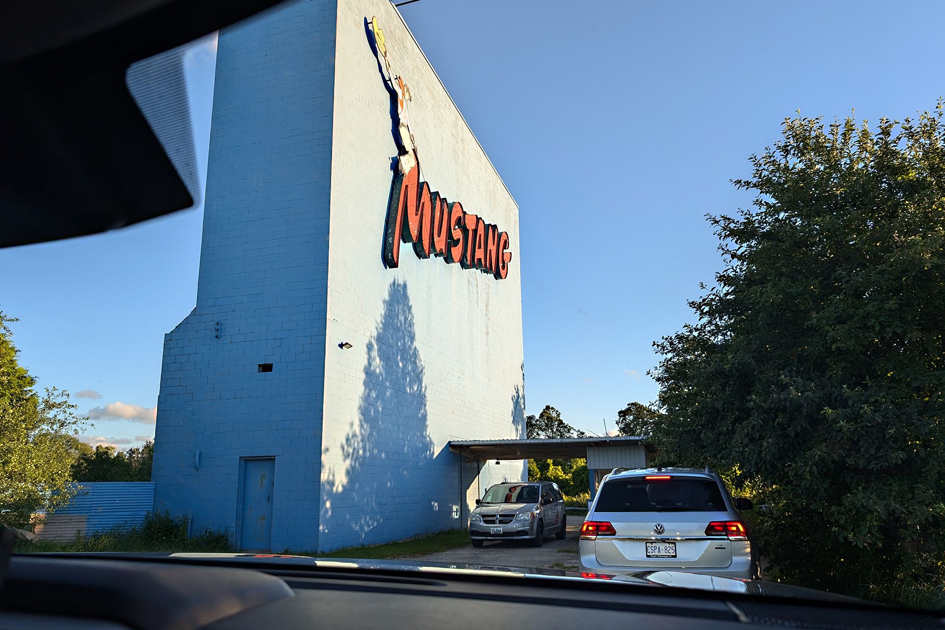 Drive-In Movie Theatres in Ontario: What to bring to the drive-in | Driving