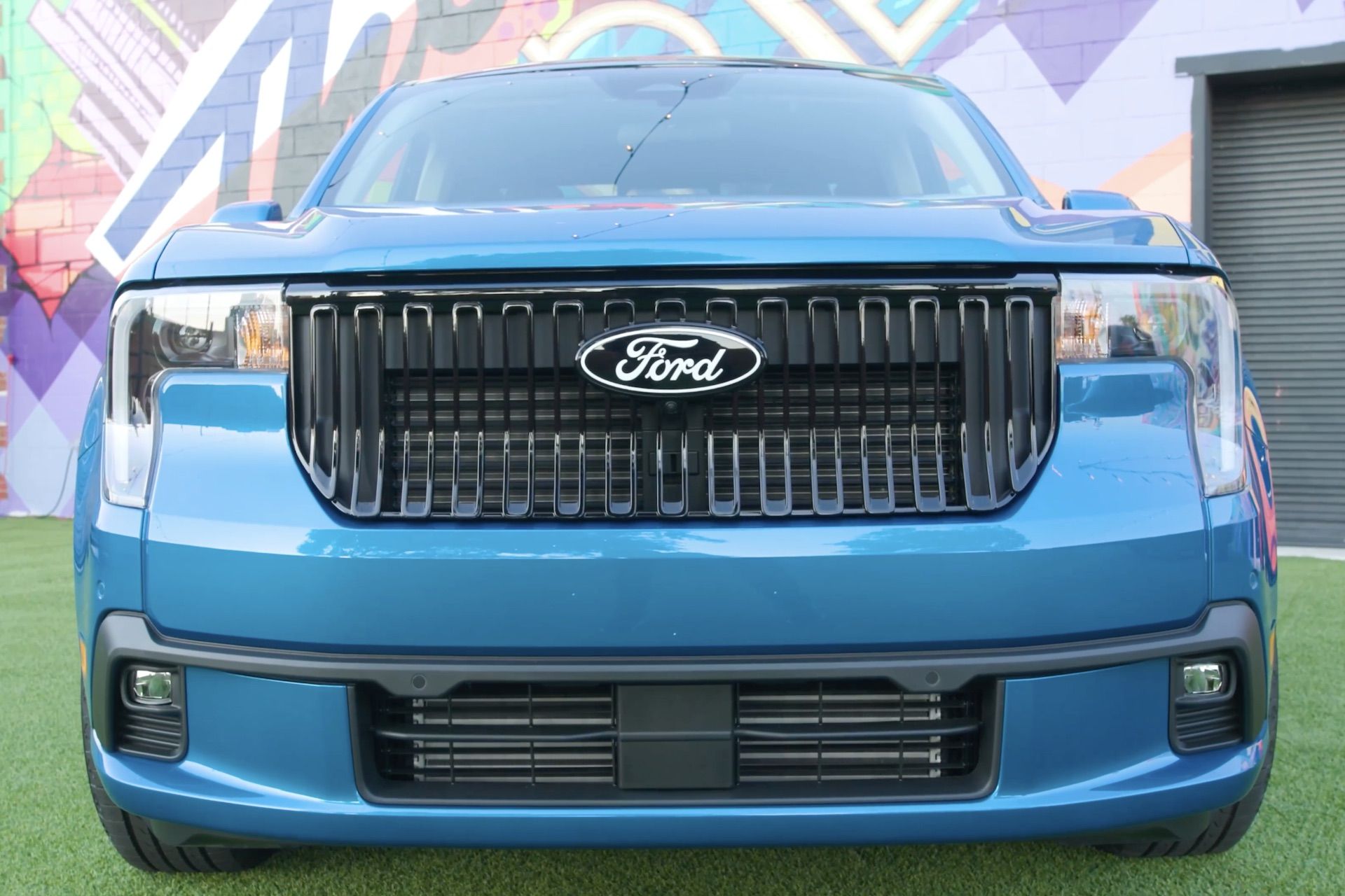 2025 Ford Maverick goes retro, lowers Lobo on turbofan wheels | Driving