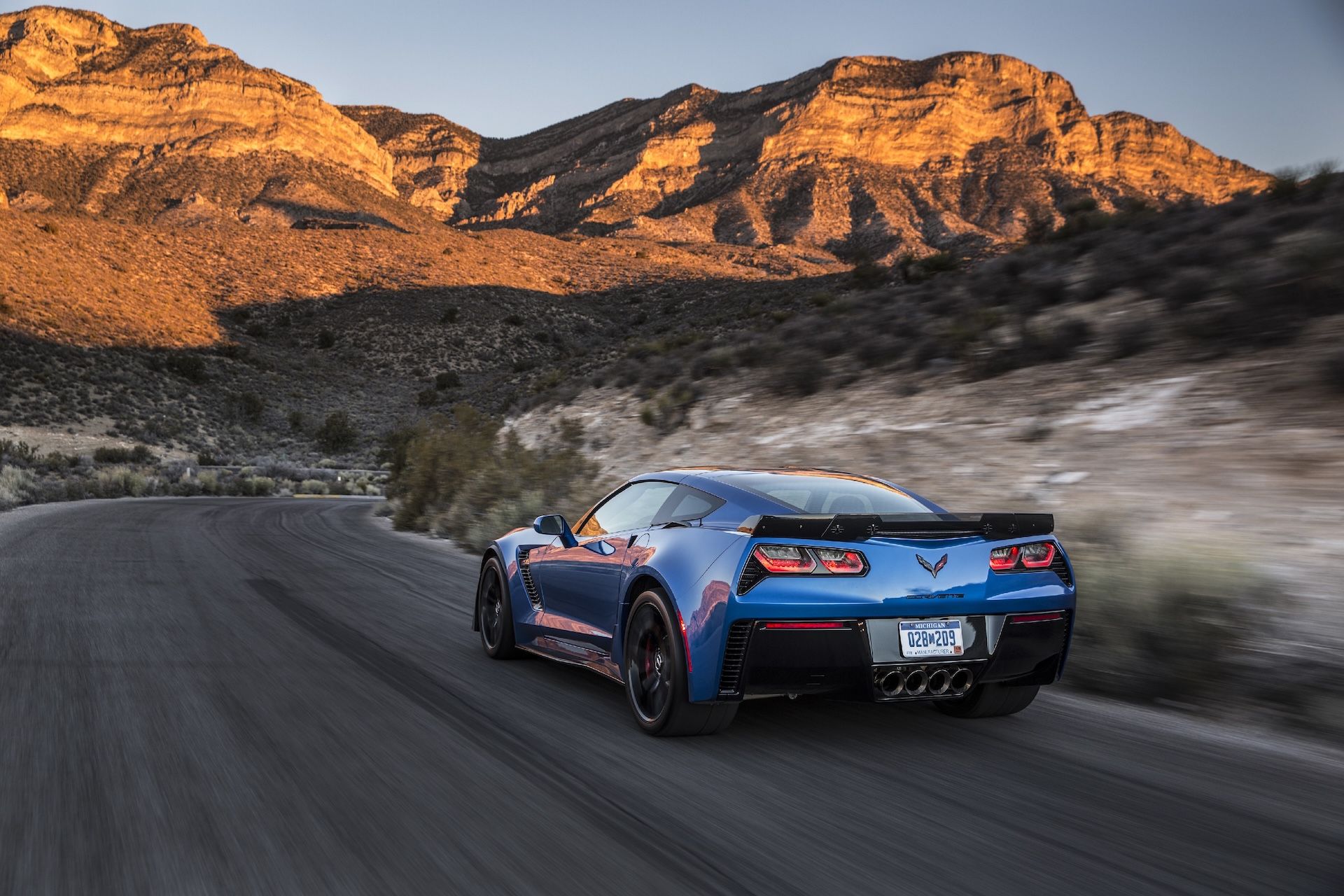 Chevy to reimburse 'Vette owners over busted rims—if they offer proof ...
