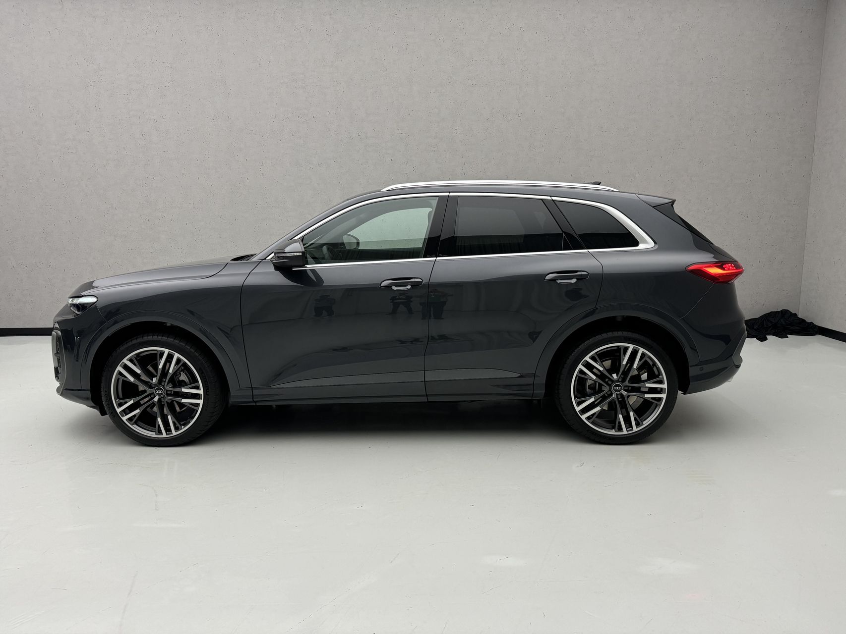 2025 Audi Q5, SQ5 get new sleek appearance, keeps familiar character ...