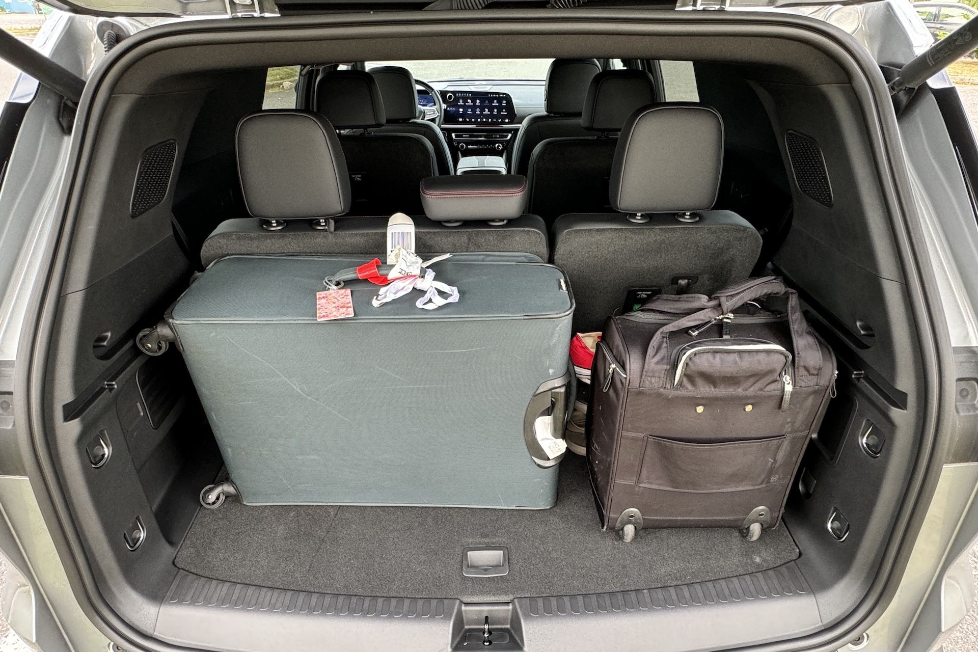 2024 Chevrolet Traverse Z71 Review - Reviews | Driving